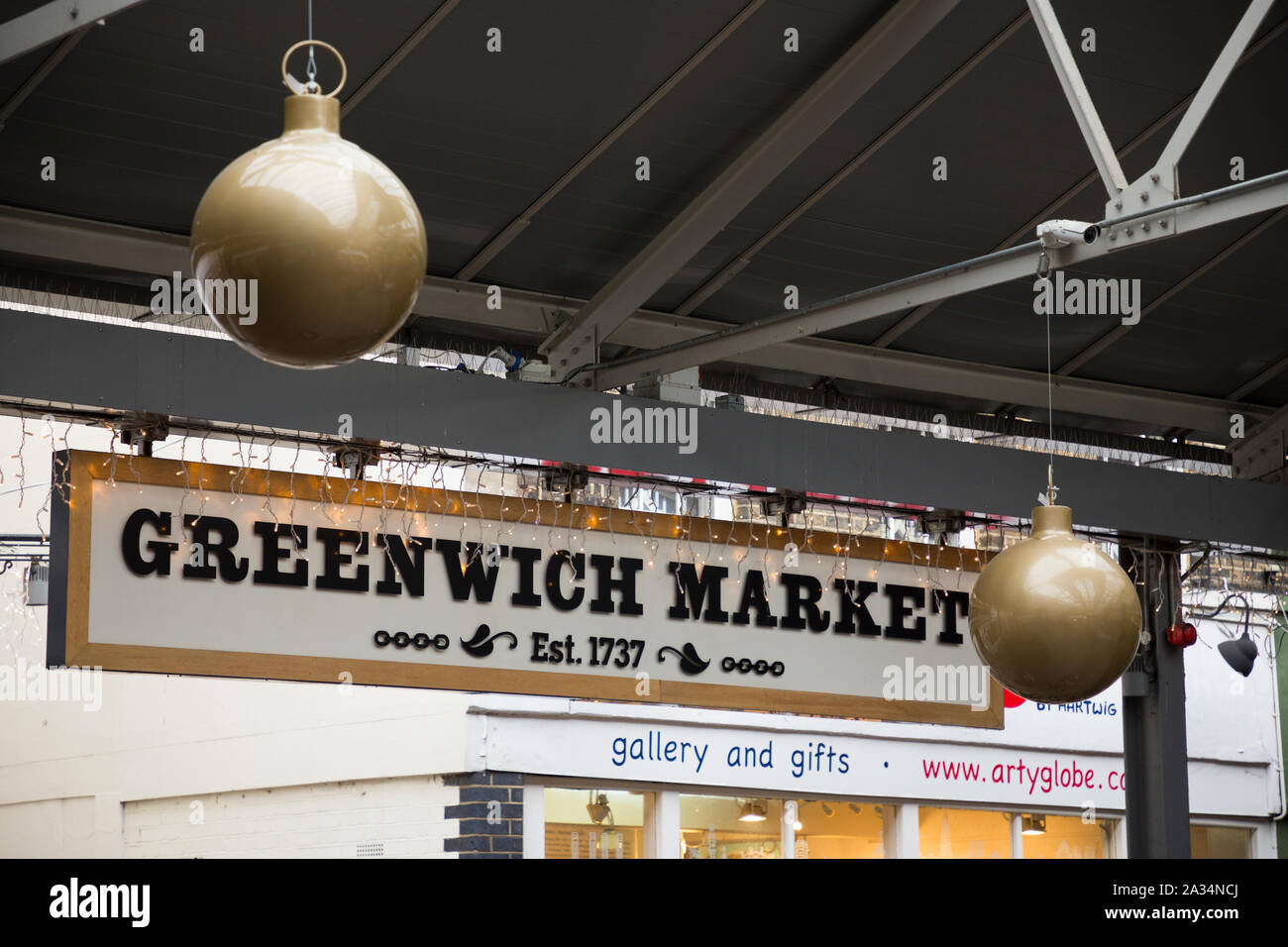 Sign for Greenwich Market / Greenwich Market signage during Christmas ...