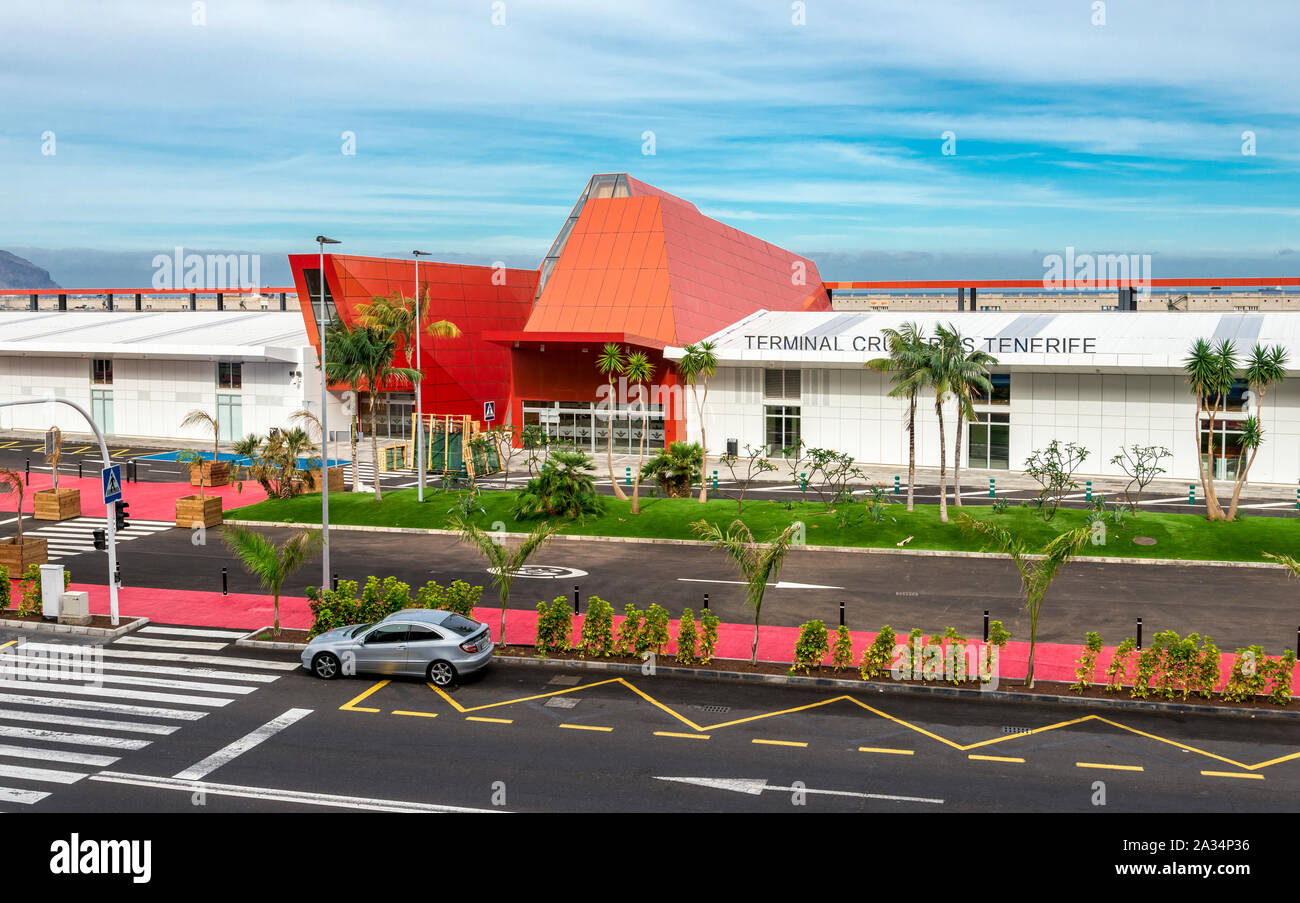 Entrance to the port terminal for boarding oceanic cruise in Santa Cruz ...