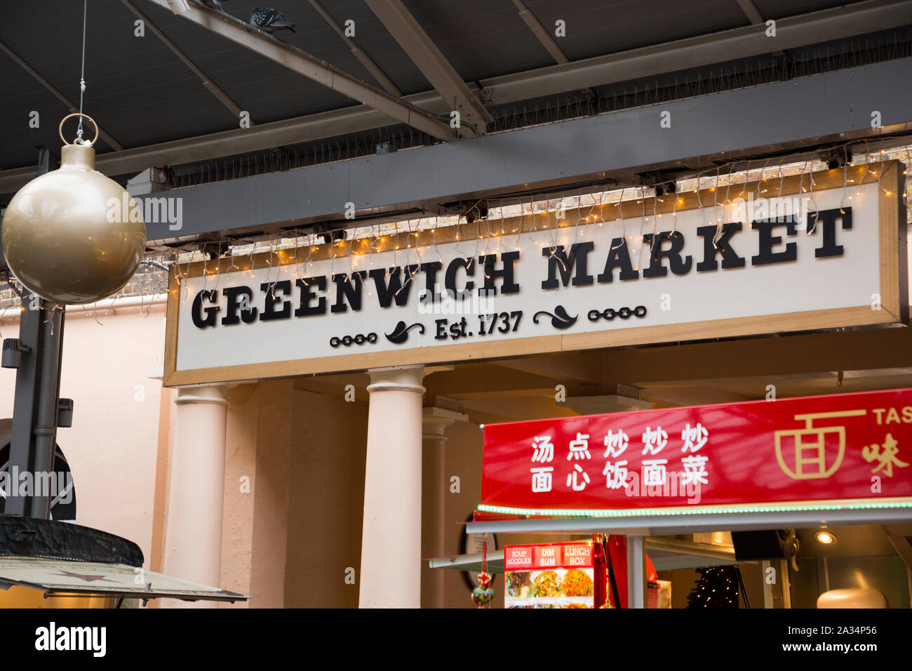 Sign for Greenwich Market / Greenwich Market signage during Christmas ...