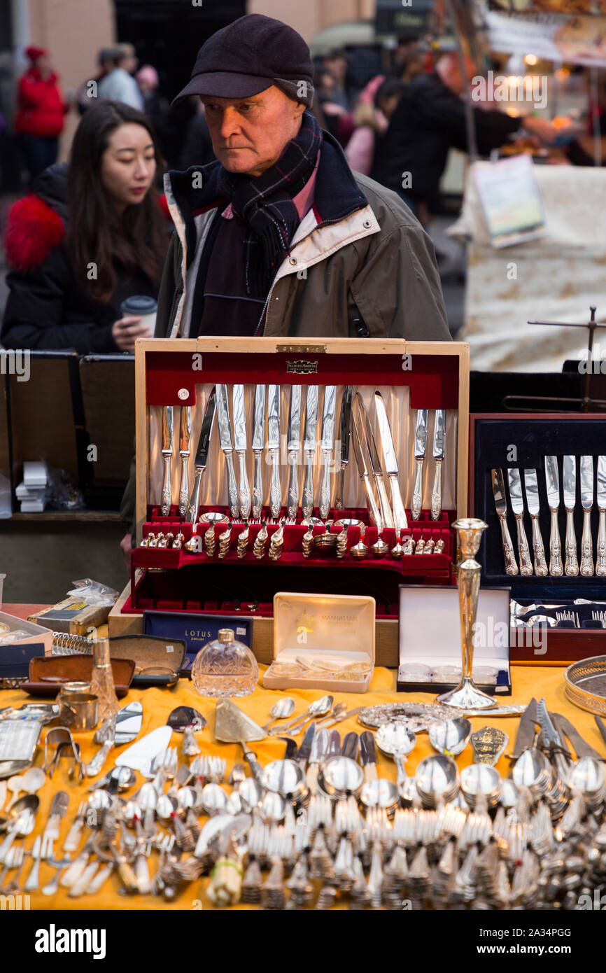 Stallholder / stall holder with a table of collectable cutlery / knives ...