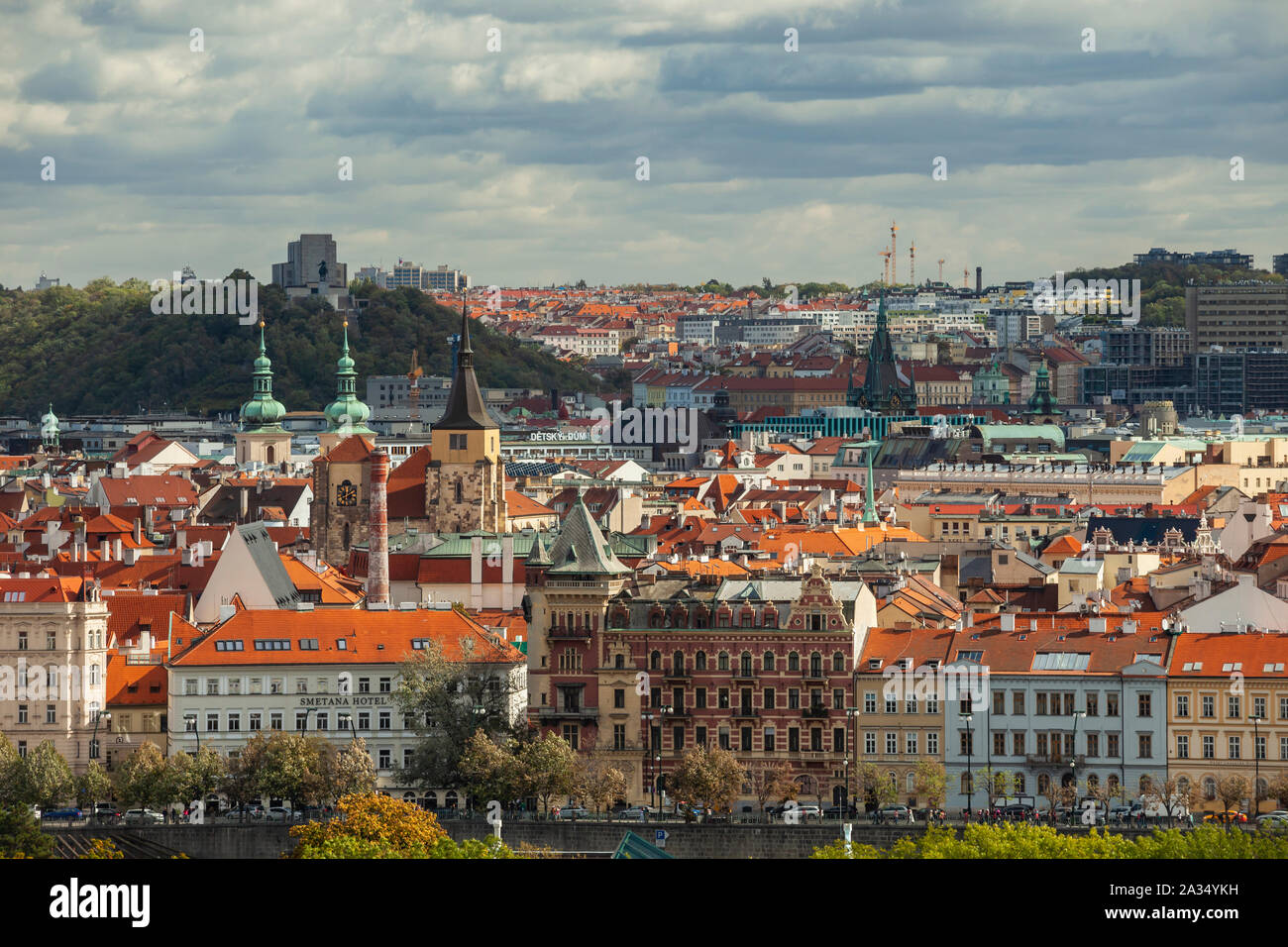 Prague skyline panorama hi-res stock photography and images - Alamy