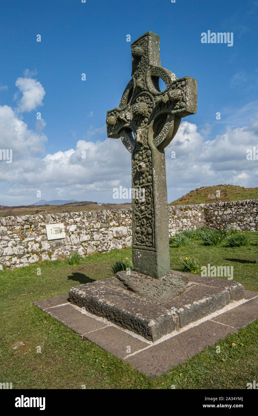 Kildalton Church and Celtic cross,Isle of Islay, Inner Hebrides ...