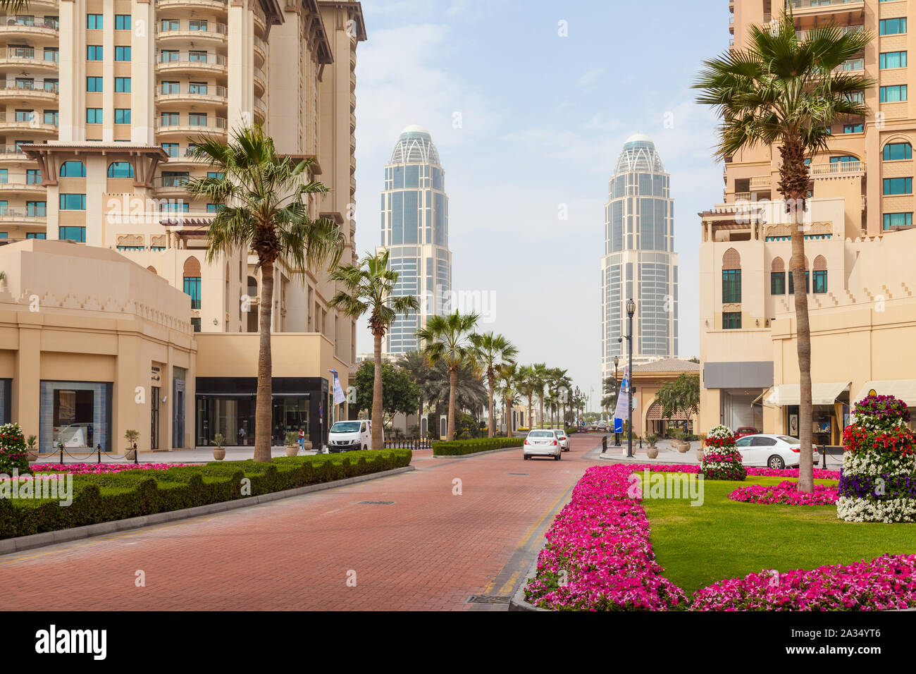 The Pearl, Doha, Qatar Stock Photo - Alamy