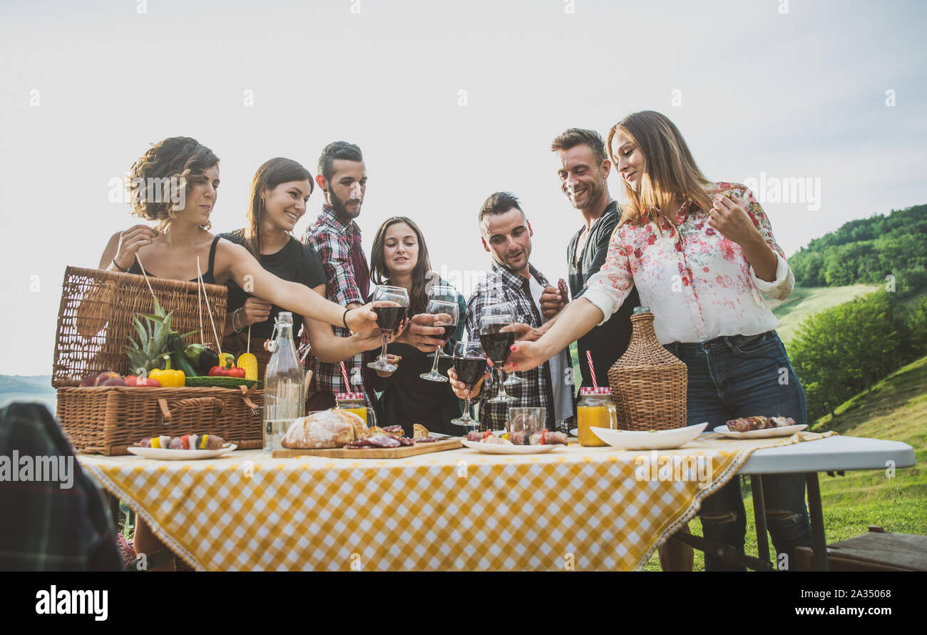 Bbq buffet table garden hi-res stock photography and images - Alamy