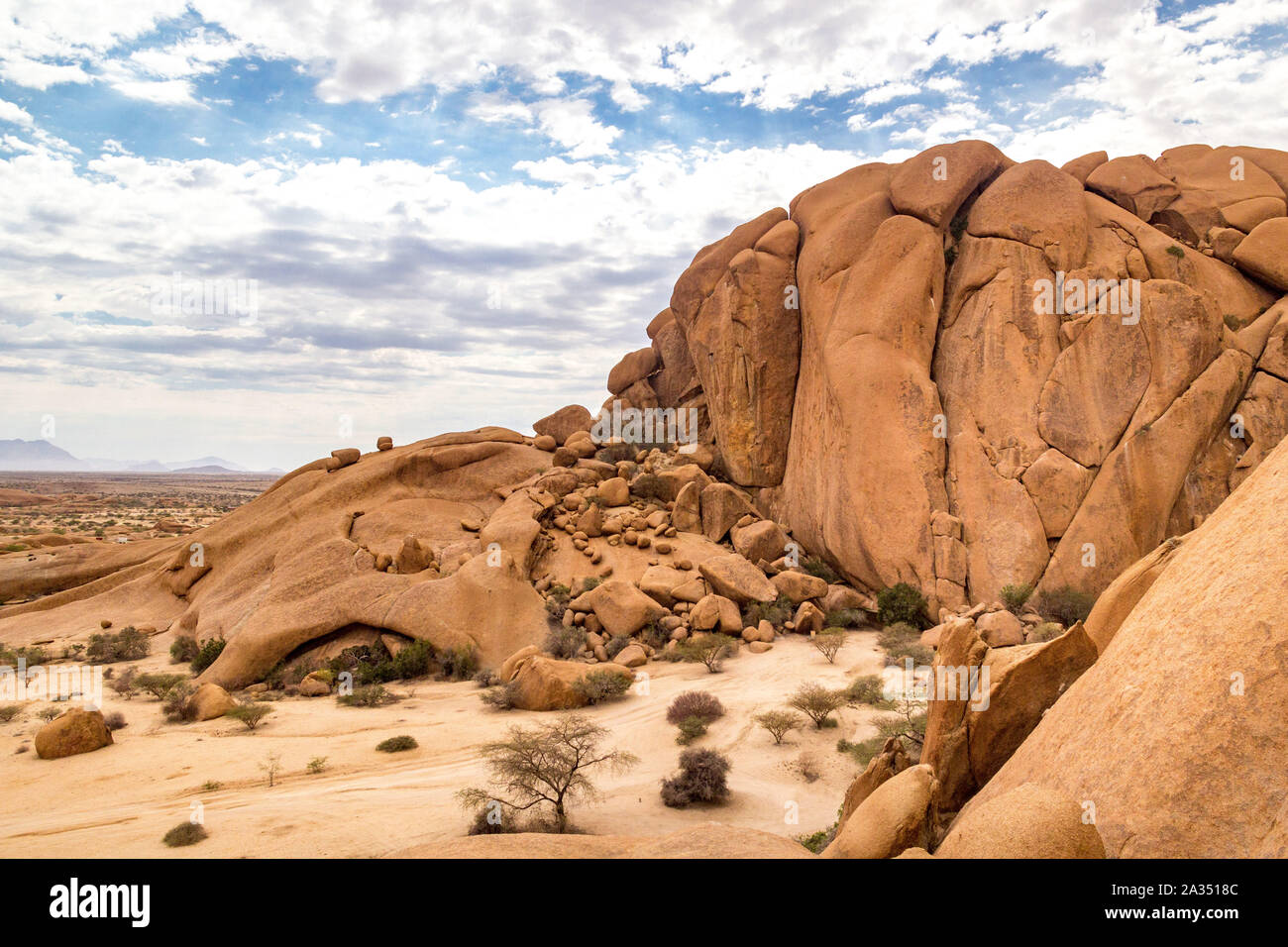 Bizarre boulders and rock formation in the nature reserve of Spitzkoppe ...