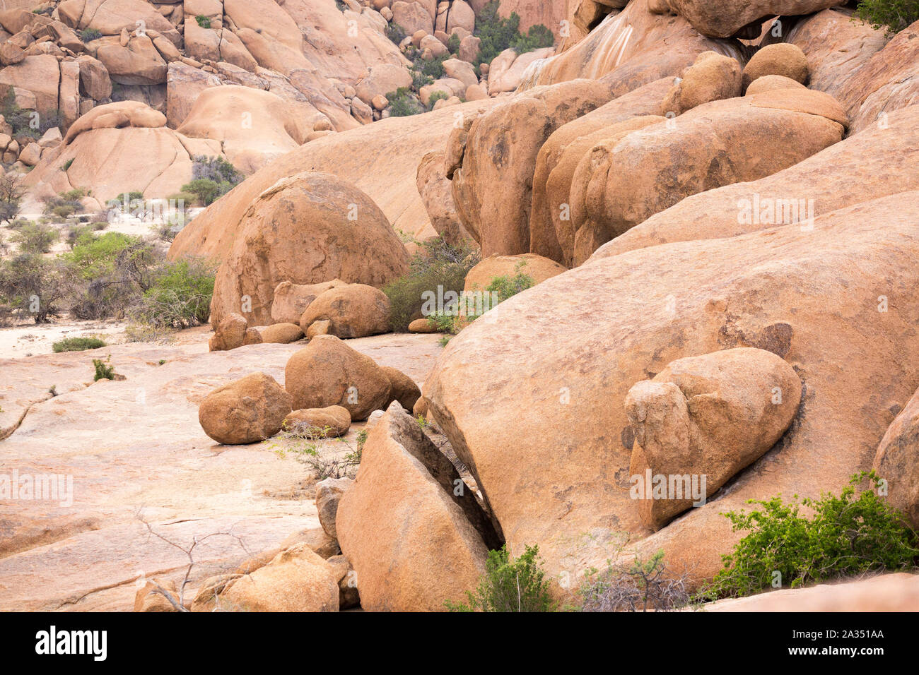Bizarre boulders and rock formation in the nature reserve of Spitzkoppe ...