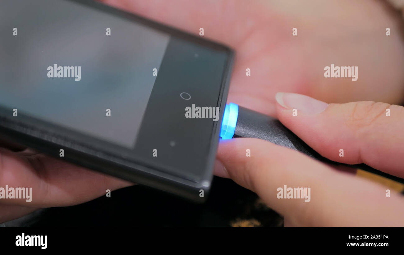 Black line smart electrical outlet hi-res stock photography and images ...