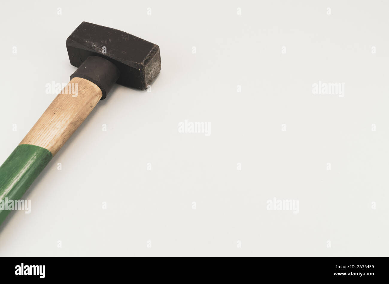 objects and tools - heavy iron hammer top perspective Stock Photo - Alamy