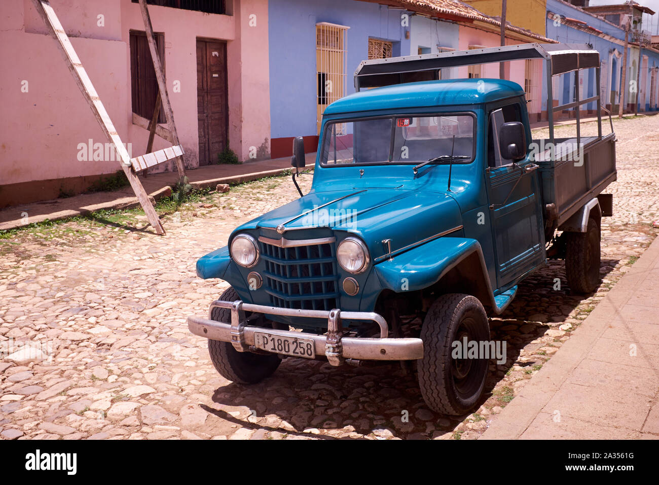 Cuban truck in trinidad hi-res stock photography and images - Alamy