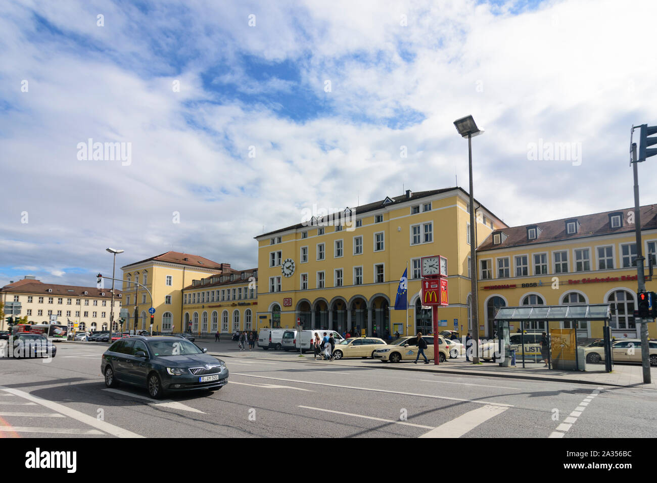 Regensburg main station hi-res stock photography and images - Alamy