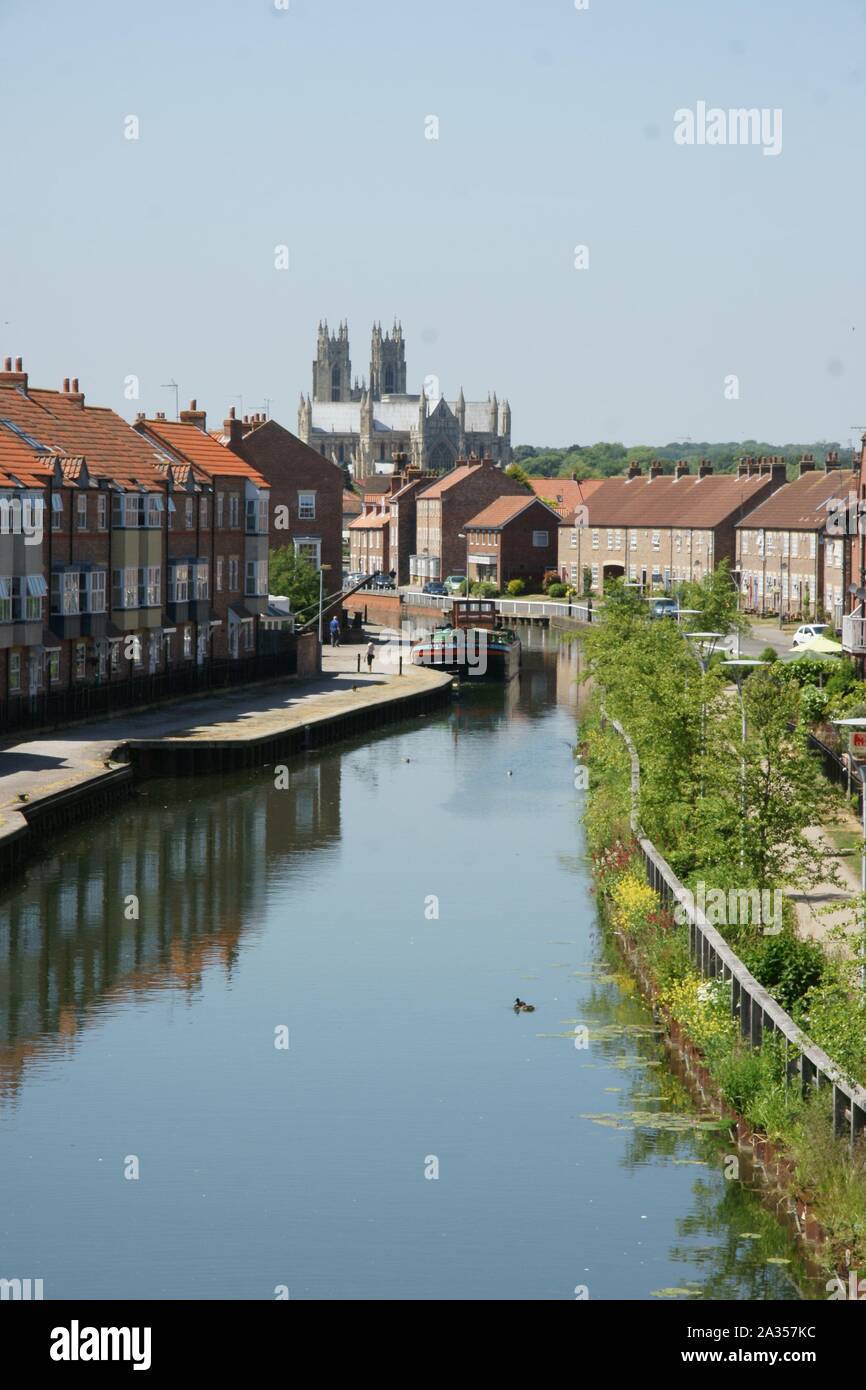 Beverley Beck Lock High Resolution Stock Photography and Images - Alamy