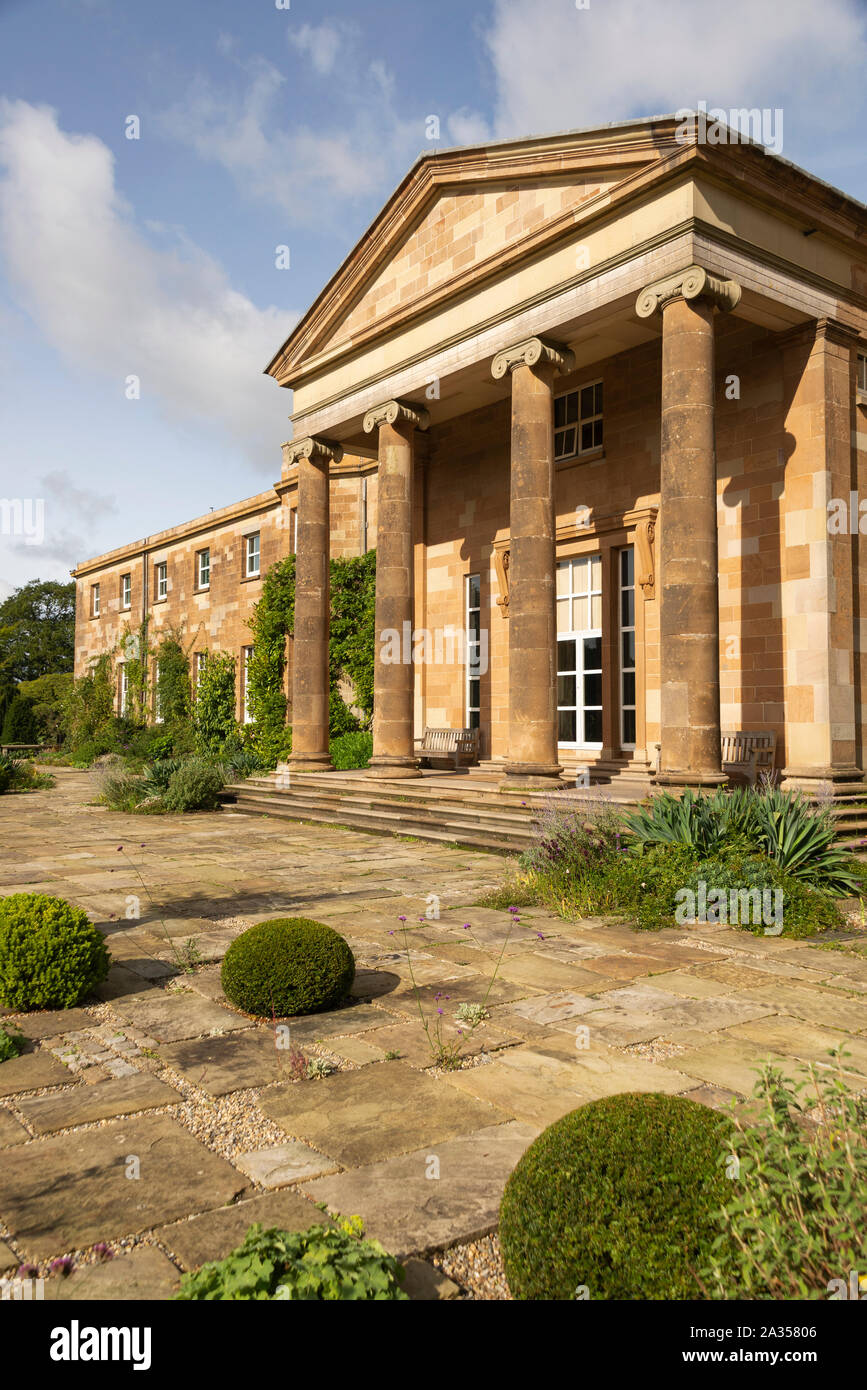 Hillsborough castle hi-res stock photography and images - Alamy