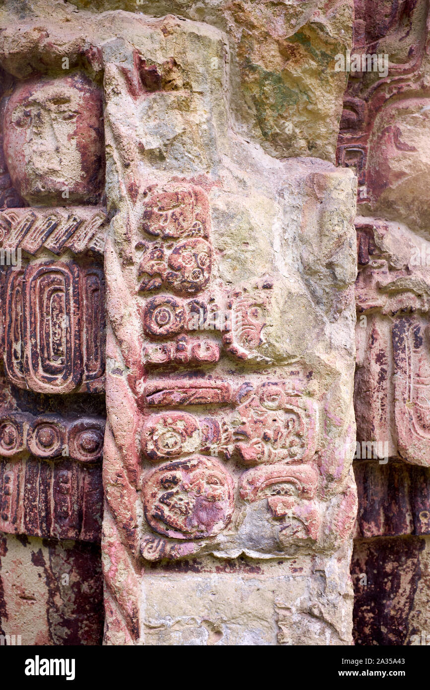 Mayan stelae at Copan Ruins, Copan, Honduras Stock Photo - Alamy