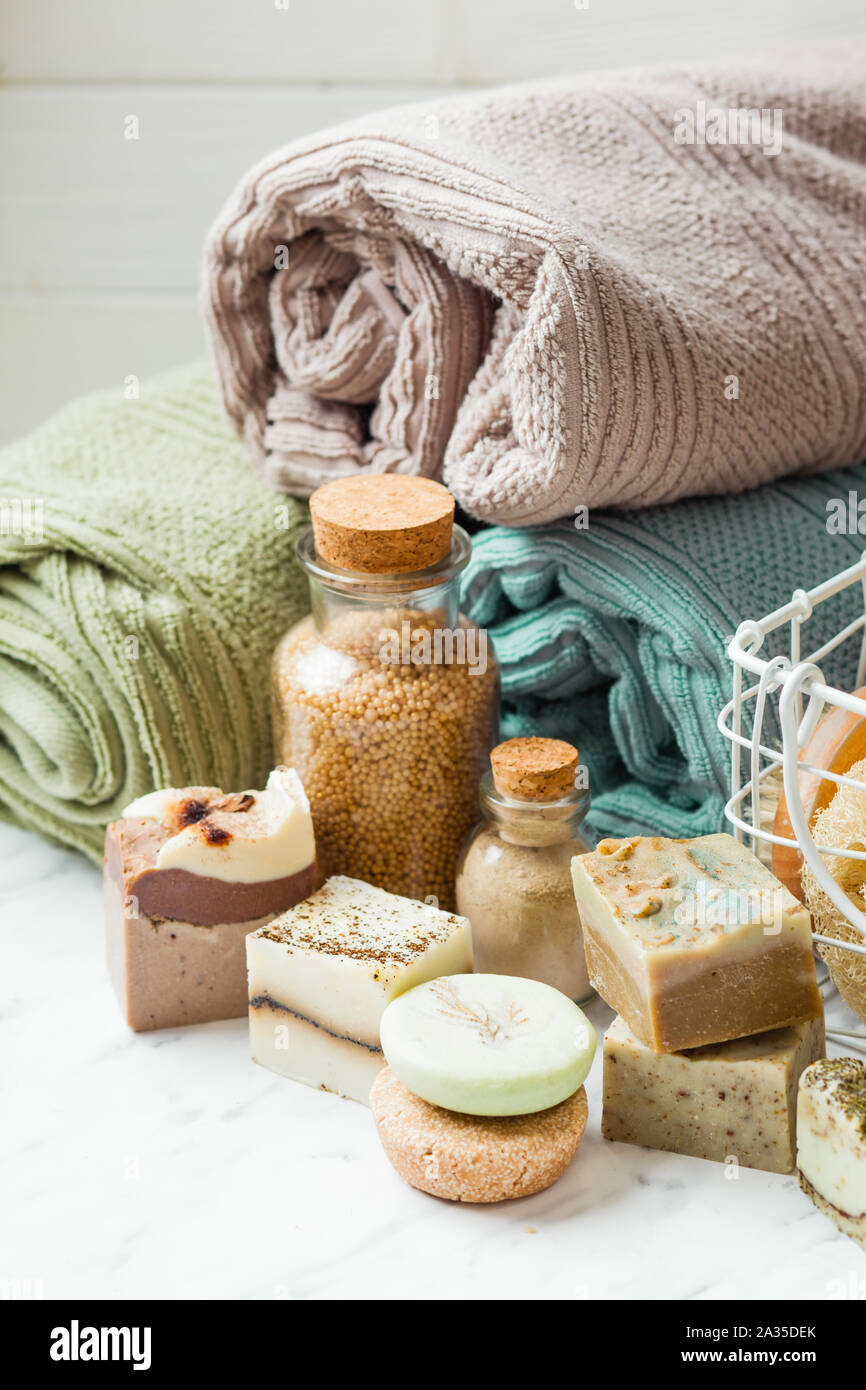Close up of solid shampoo and soap in spa composition Stock Photo - Alamy
