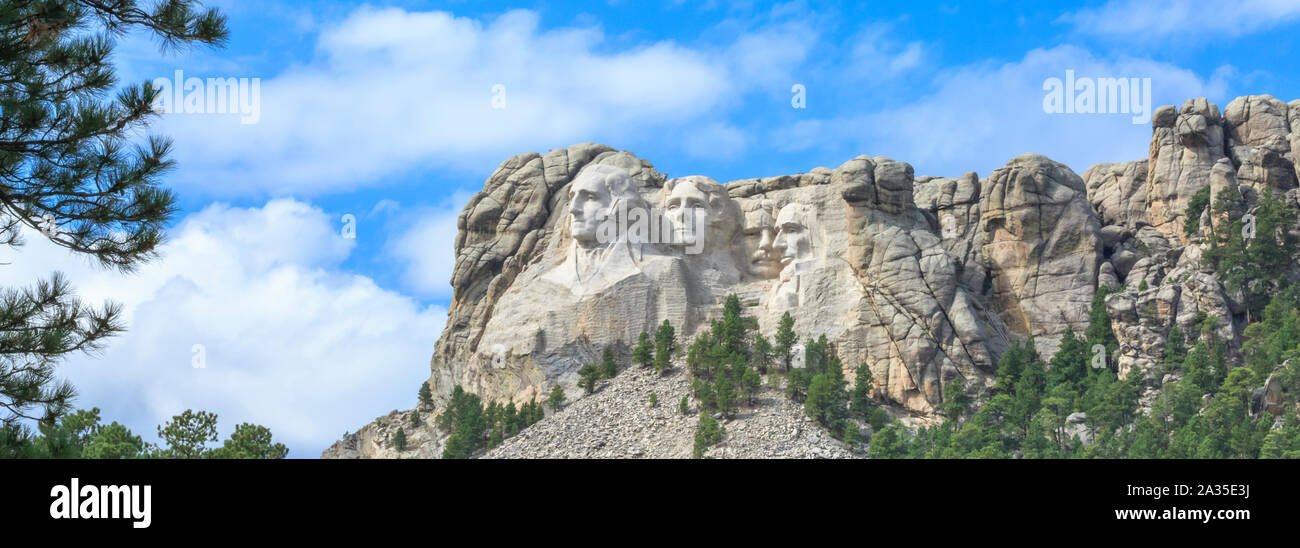 panorama of mount rushmore national memorial near keystone, south ...