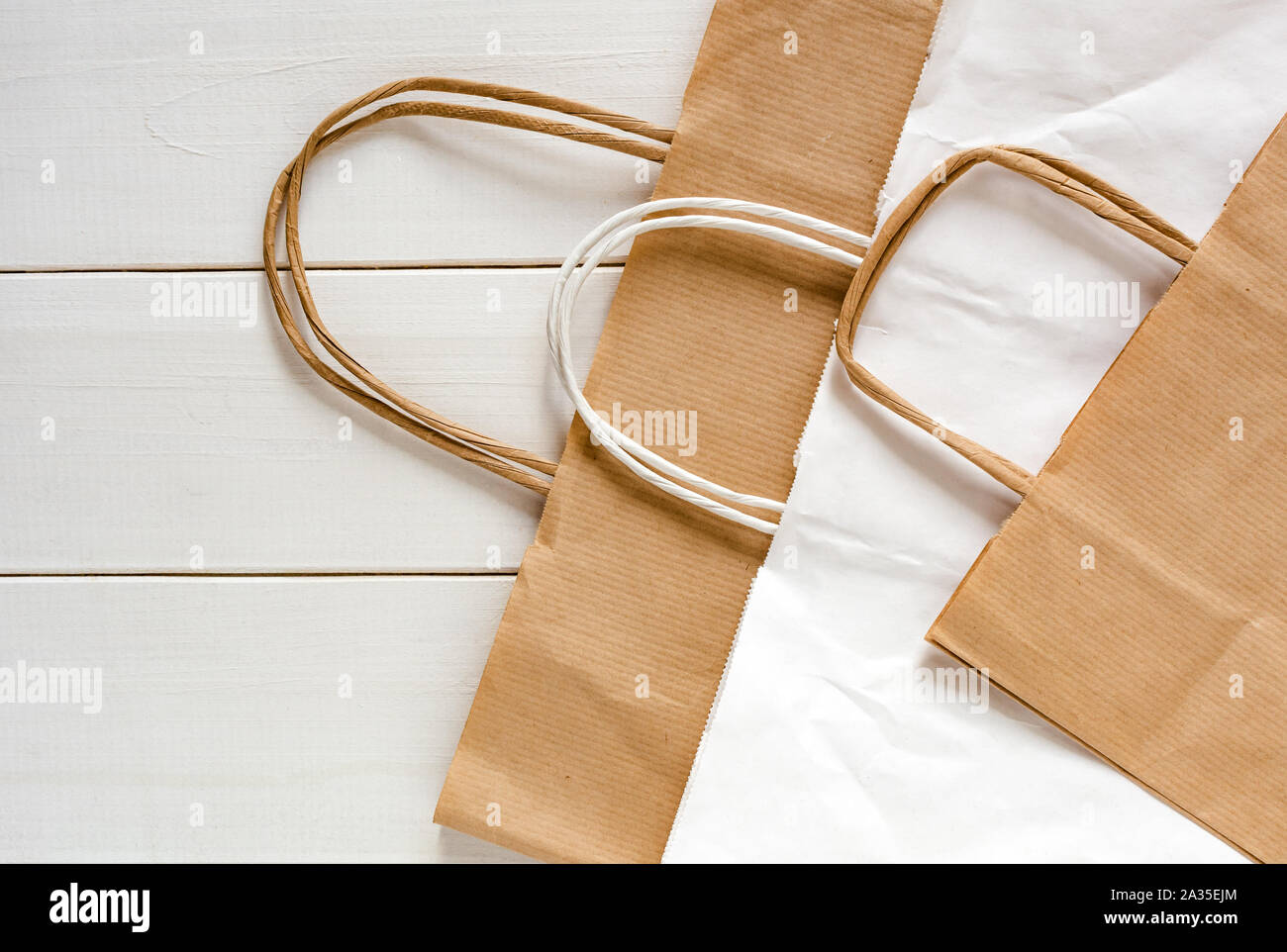 Eco-friendly paper shopping bags. No waste concept Stock Photo - Alamy