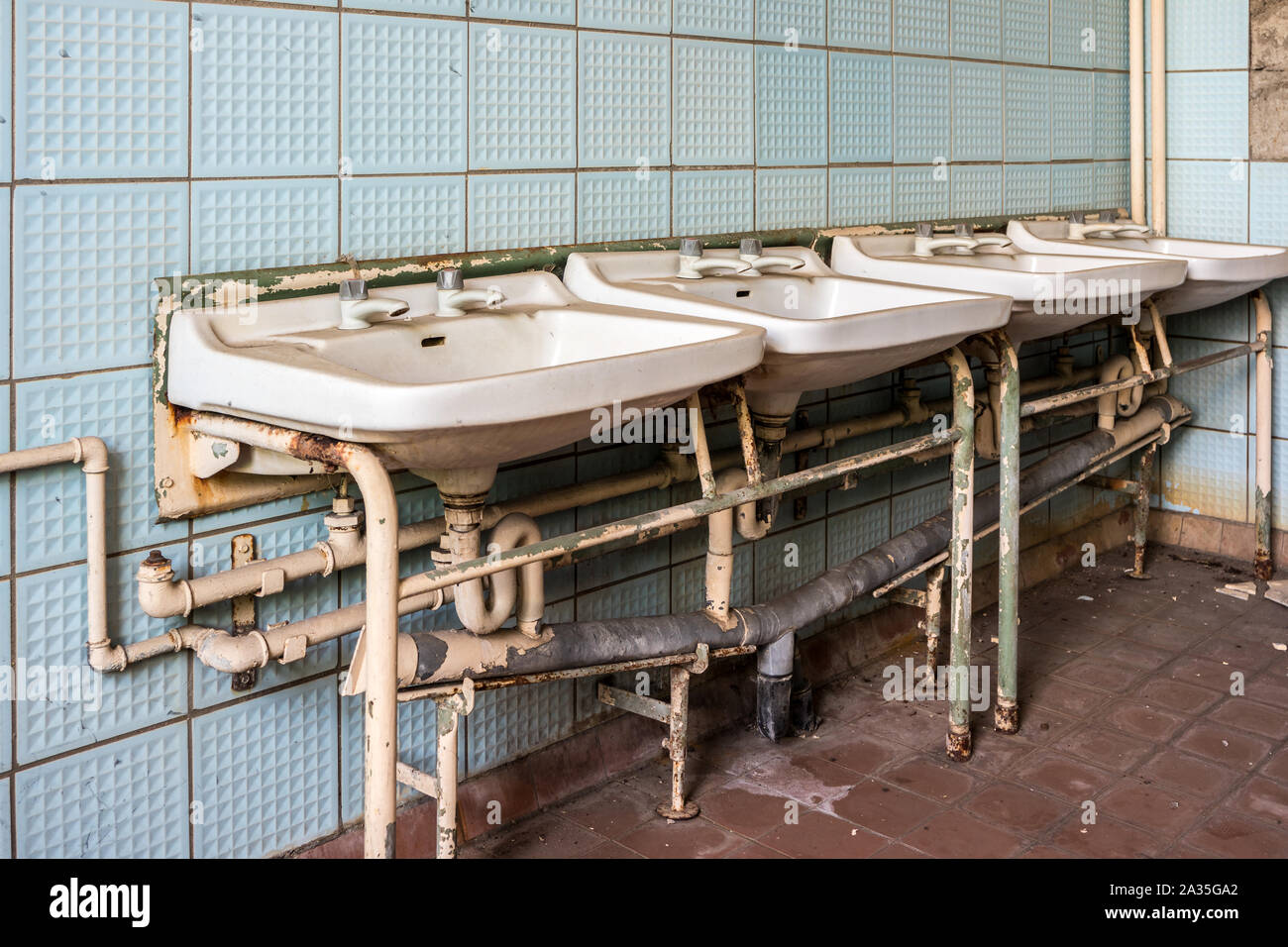 Old laundry room Stock Photo - Alamy