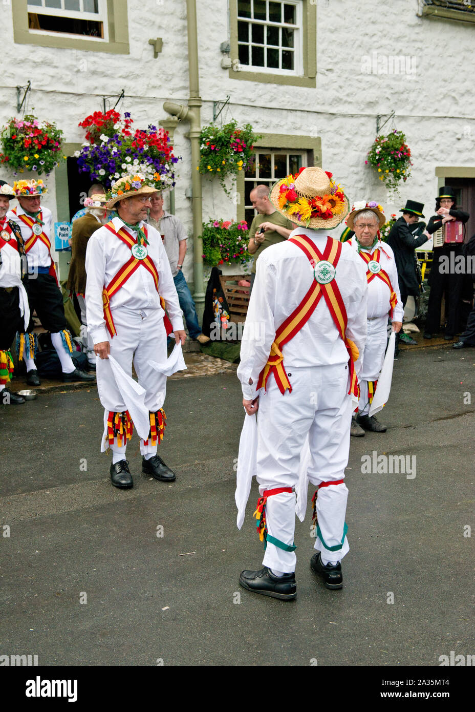 Morris men yorkshire hi-res stock photography and images - Alamy
