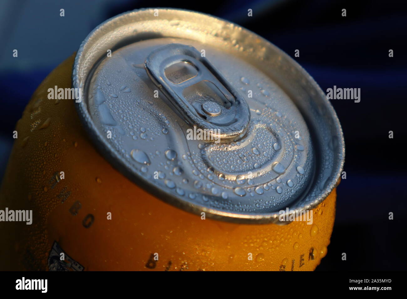 Top of beer can with droplets of water condensation Stock Photo - Alamy