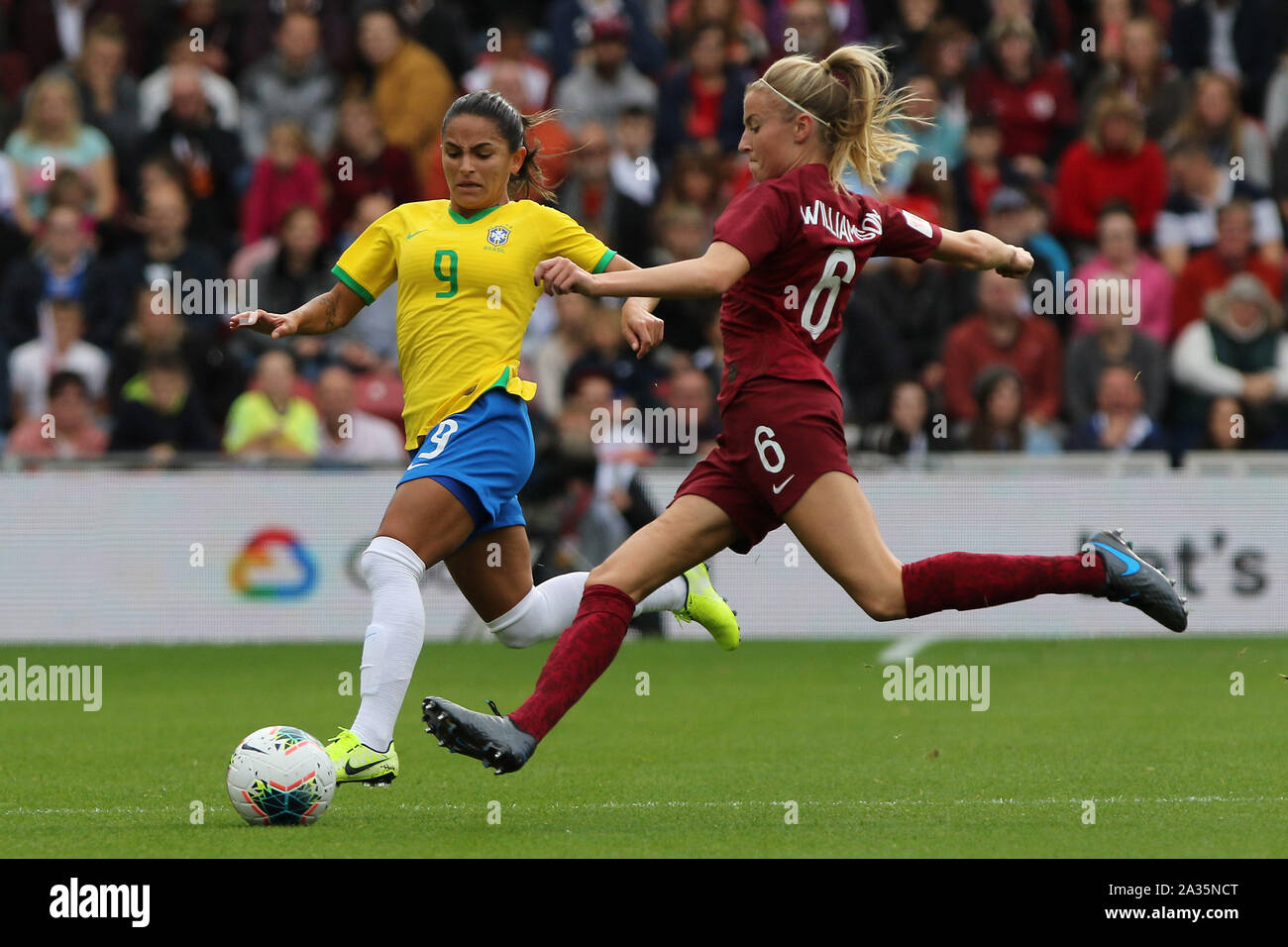 Leah cook hi-res stock photography and images - Alamy