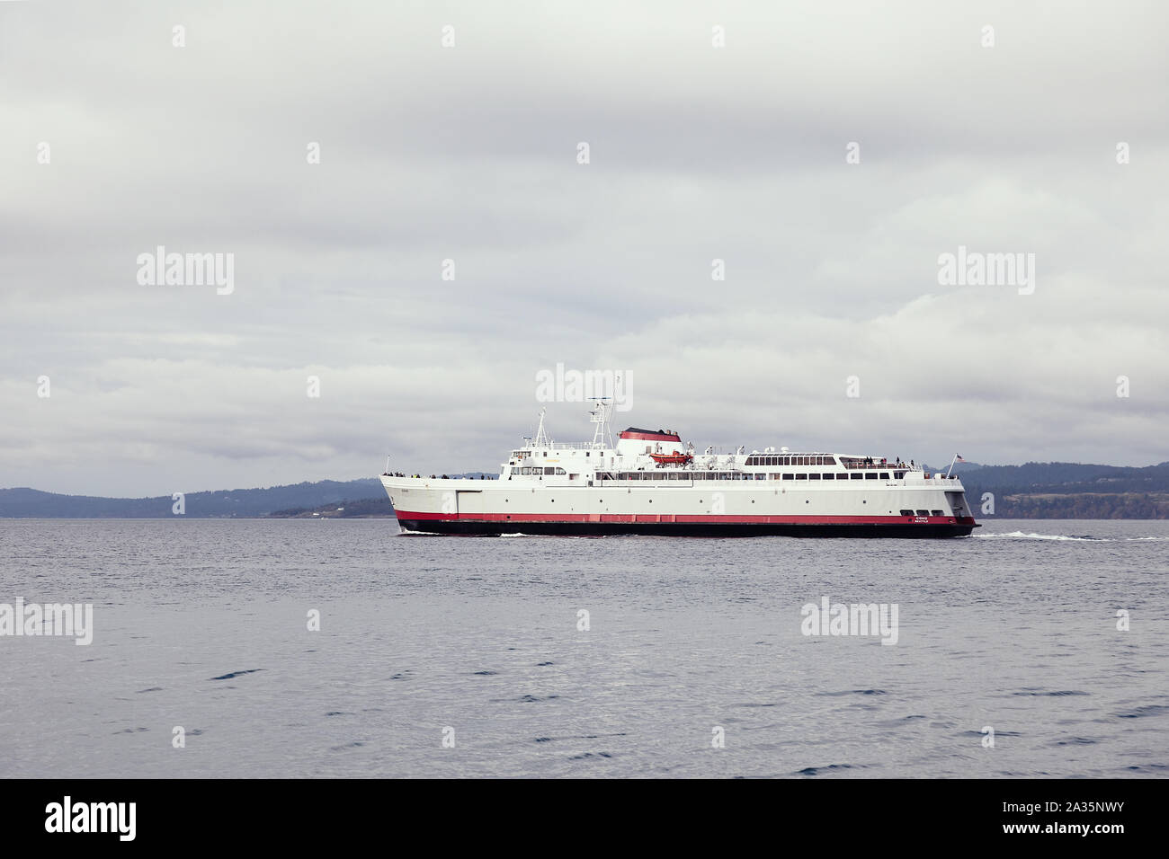 Black ball ferries hi-res stock photography and images - Alamy