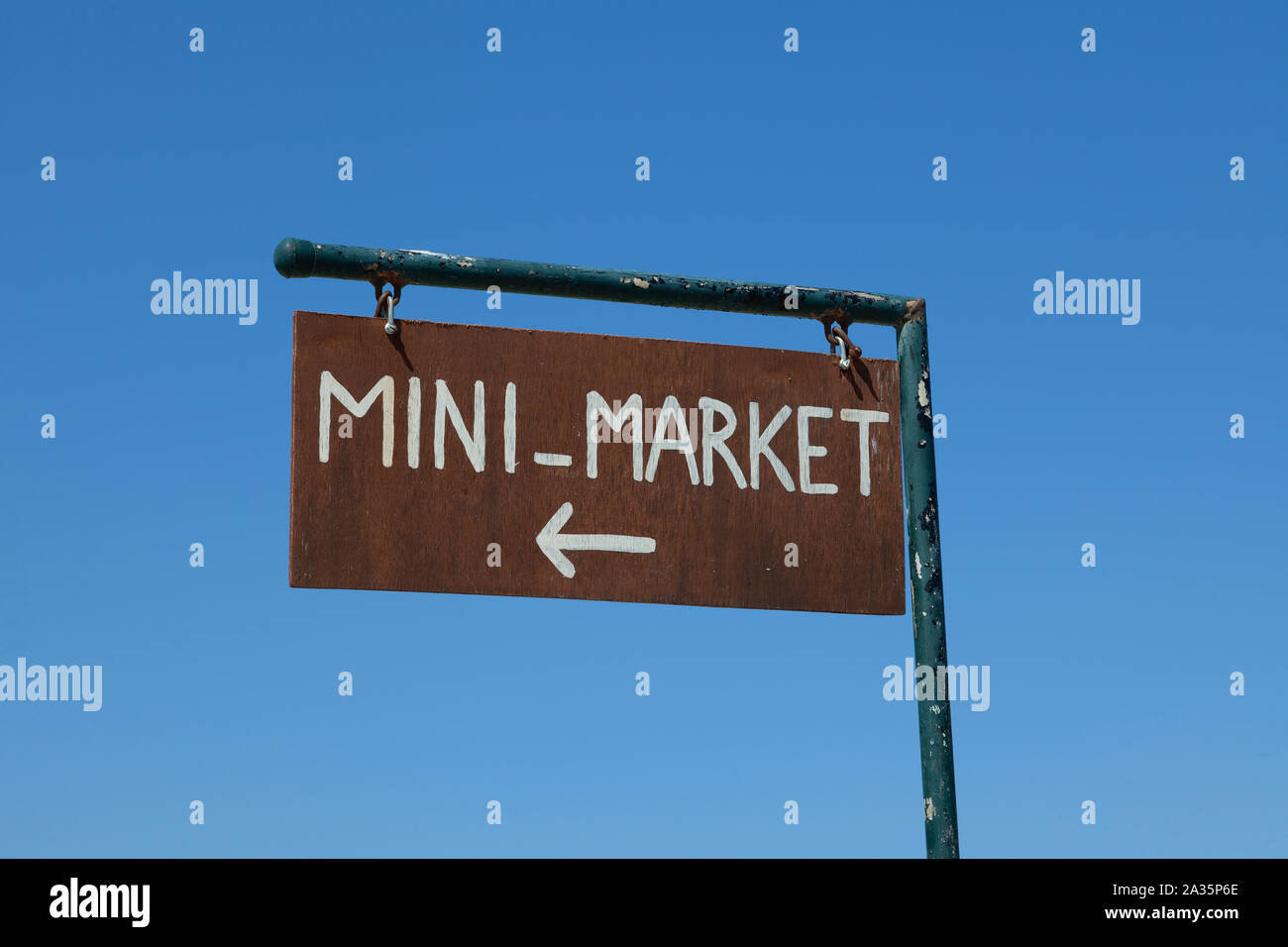Rustic mini market sign Stock Photo - Alamy