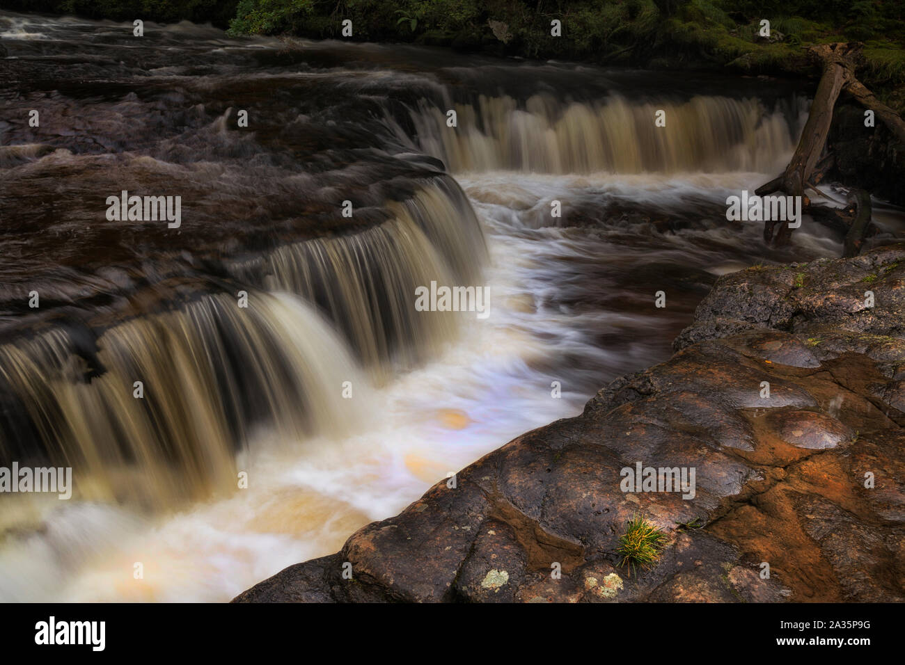 River neath wales hi-res stock photography and images - Alamy