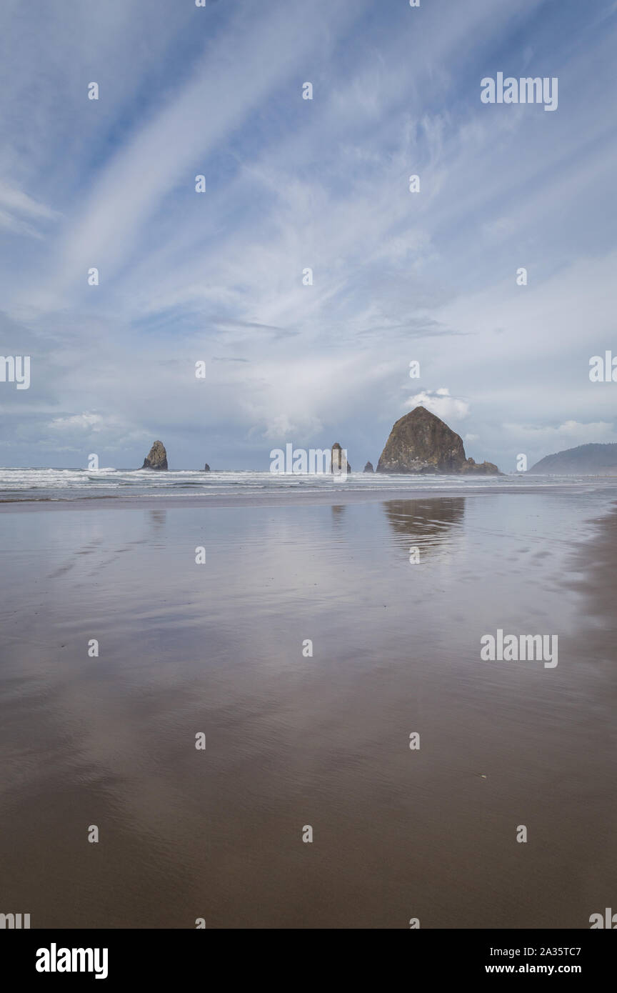 Portland beach road hi-res stock photography and images - Alamy