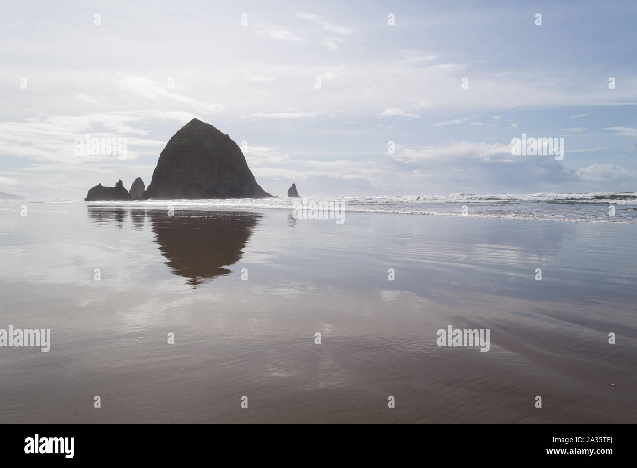 Portland beach road hi-res stock photography and images - Alamy