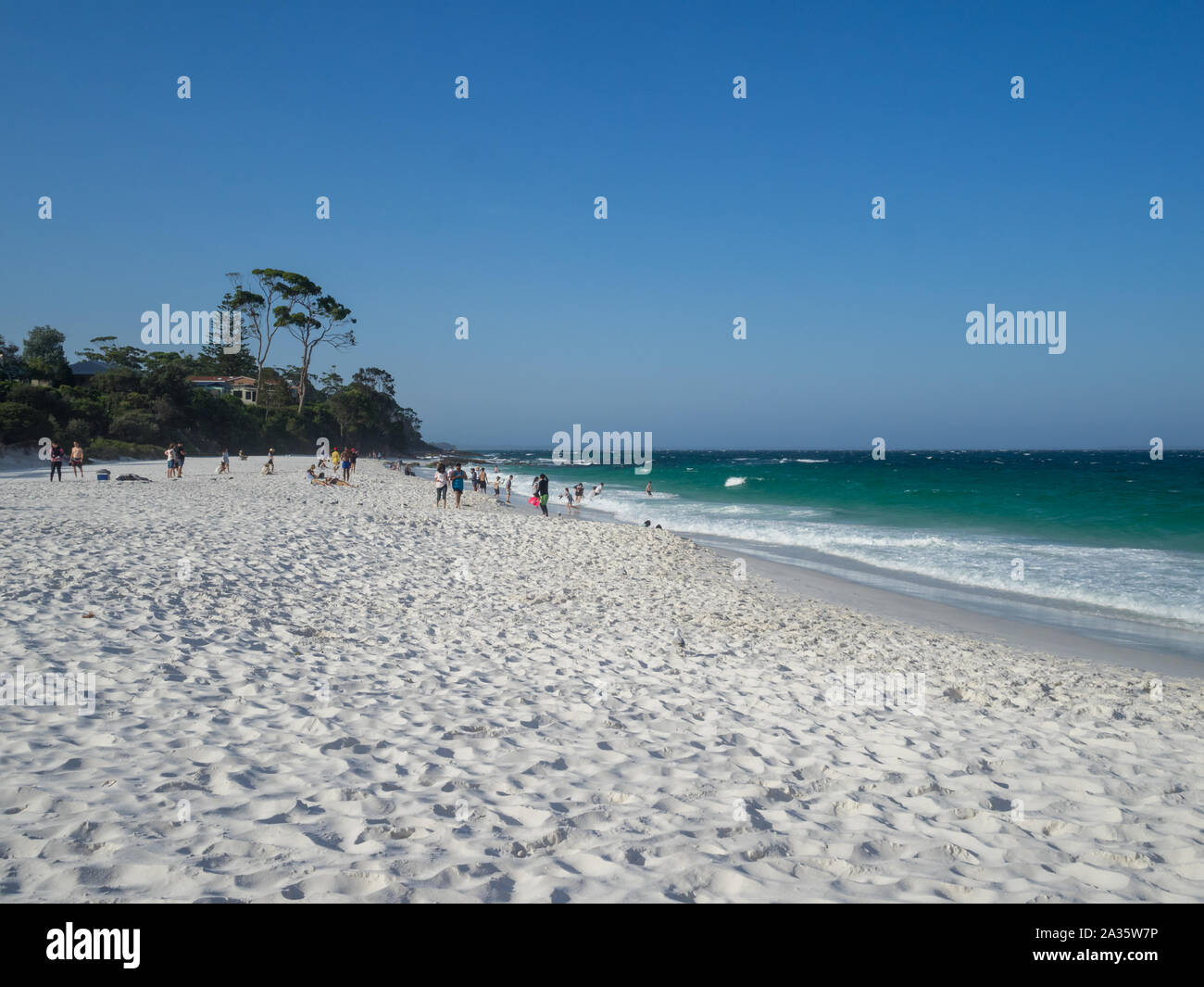 Hyams Beach whitest sand Stock Photo - Alamy