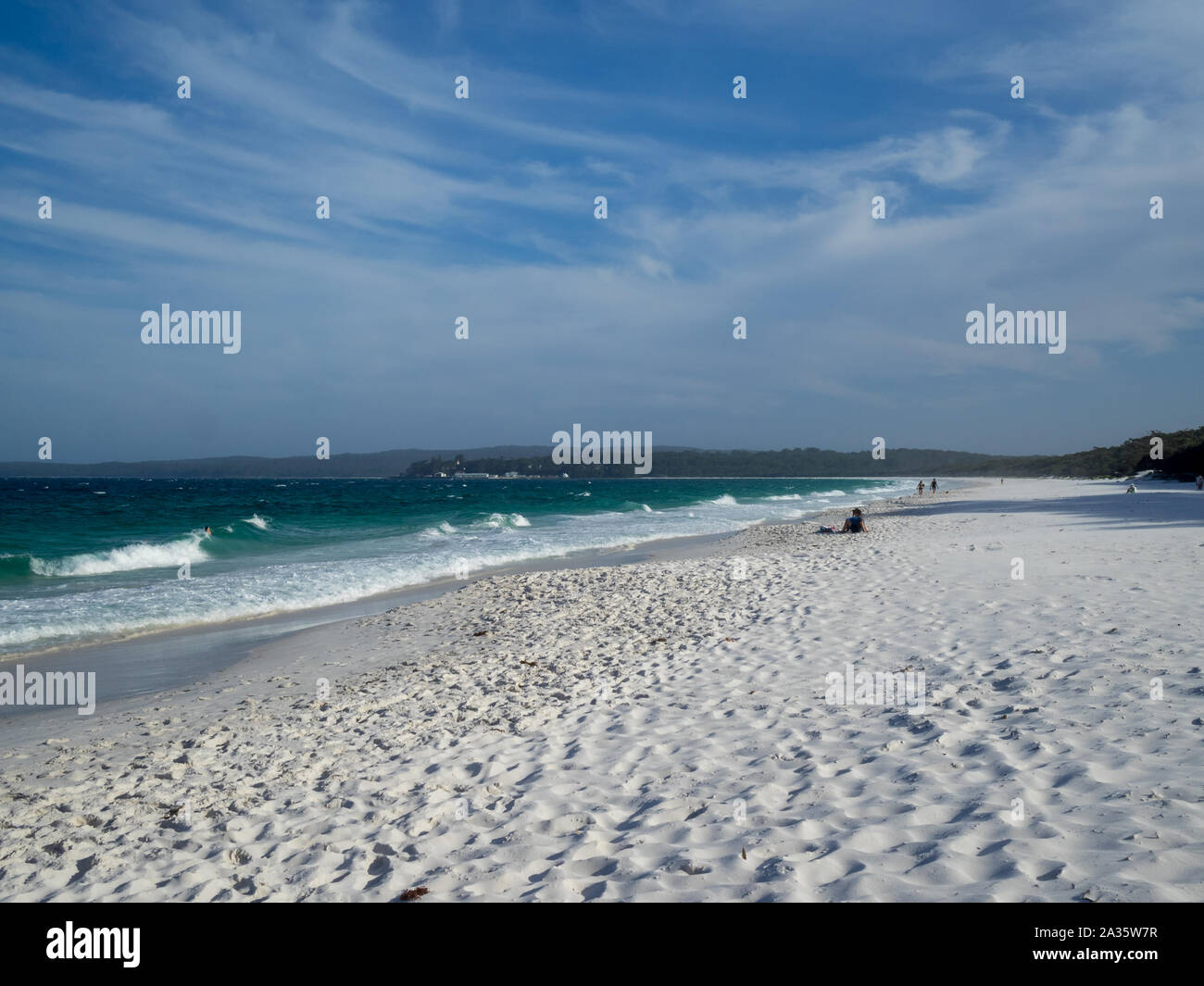 Hyams Beach whitest sand Stock Photo - Alamy