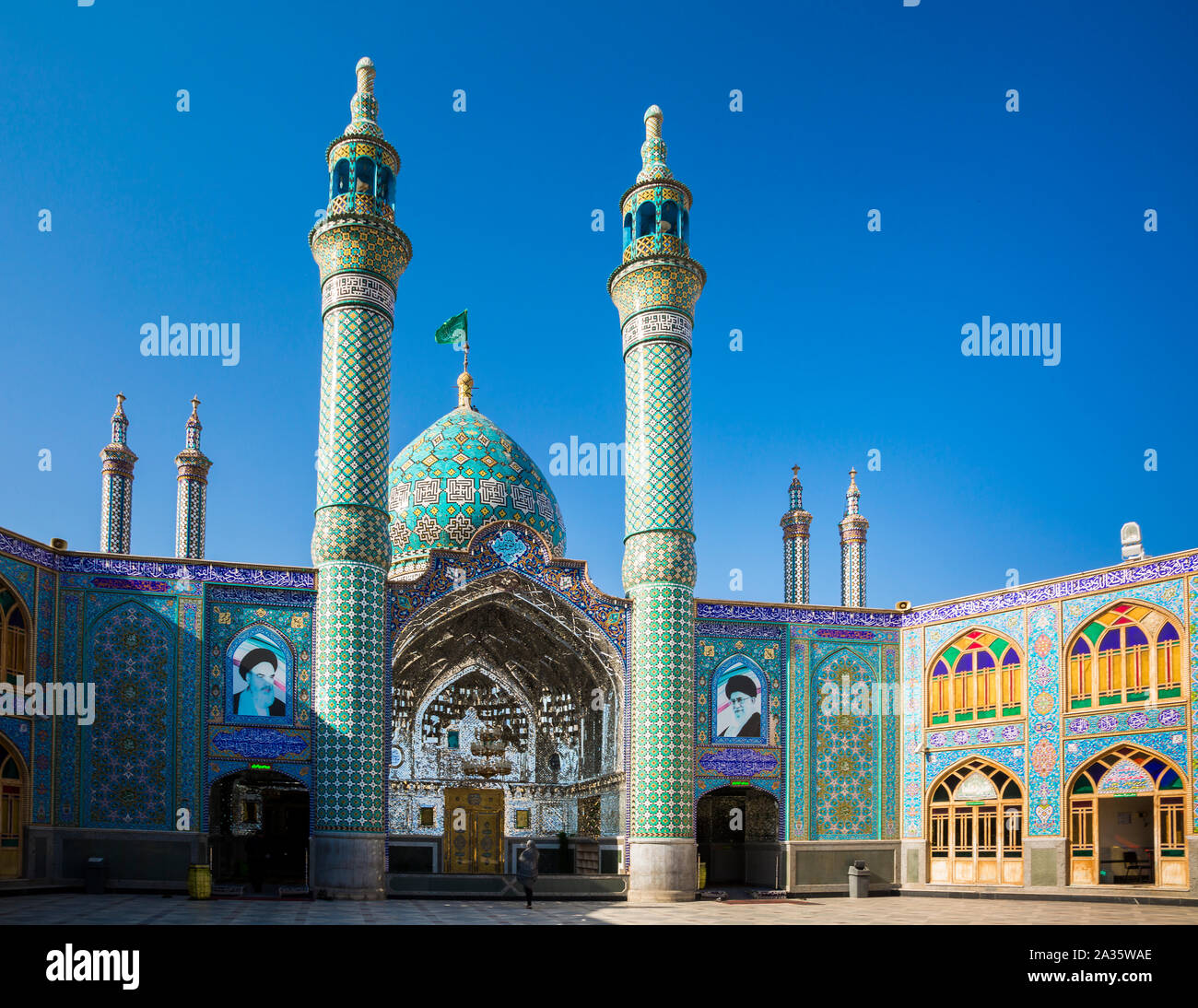 Islamic temple hi-res stock photography and images - Alamy