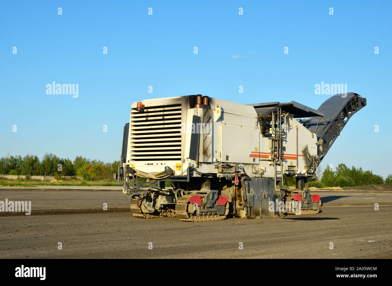 Pavement planer hi-res stock photography and images - Alamy