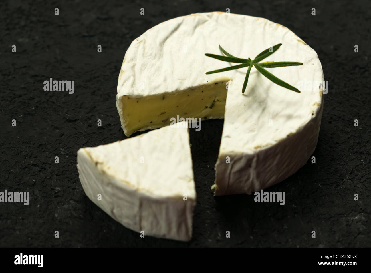 Camembert round cheese hi-res stock photography and images - Alamy