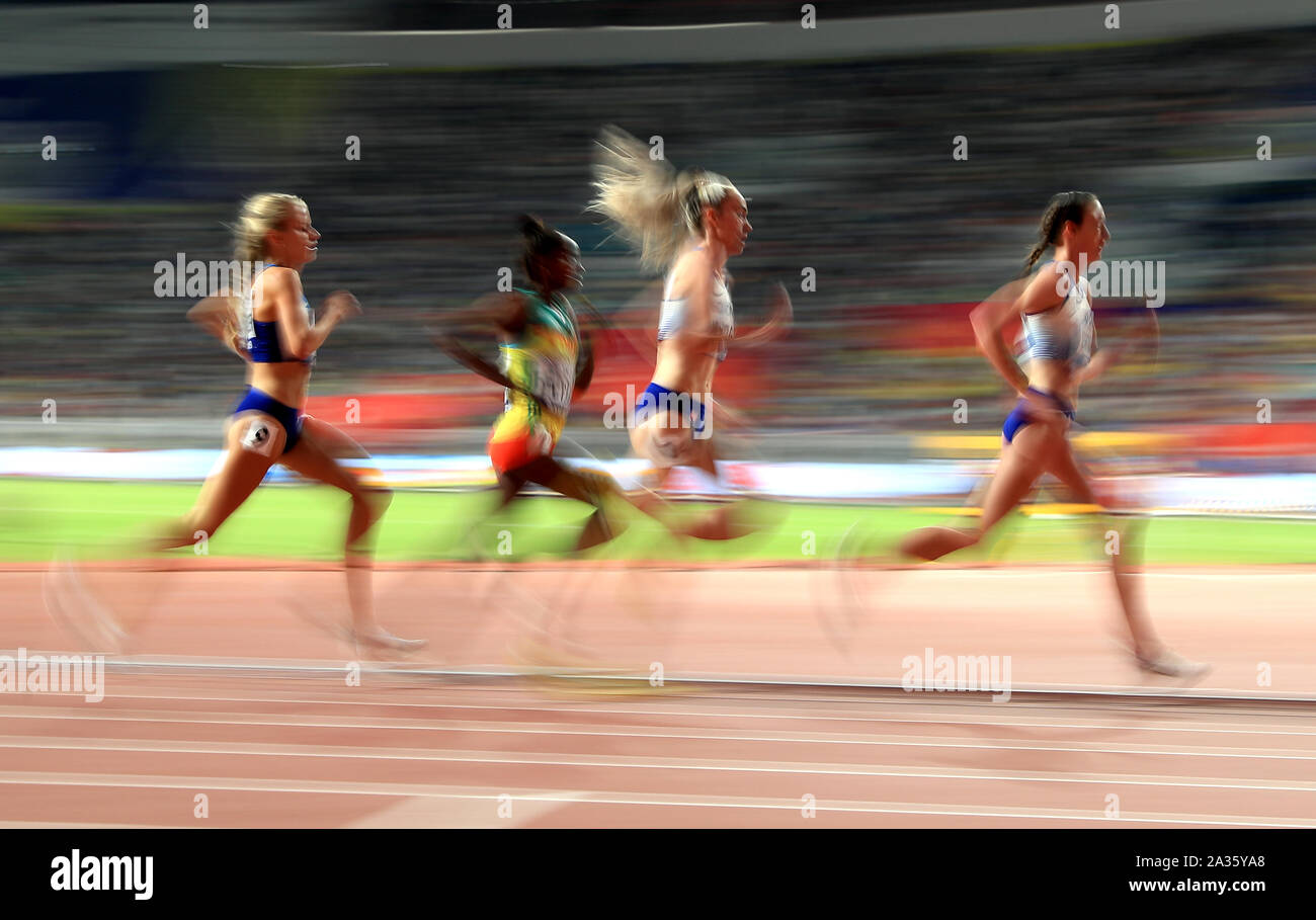 Great Britain's Eilish McColgan (centre) and Laura Weightman during the ...