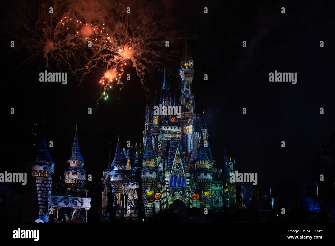 Wdw Castle High Resolution Stock Photography and Images - Alamy