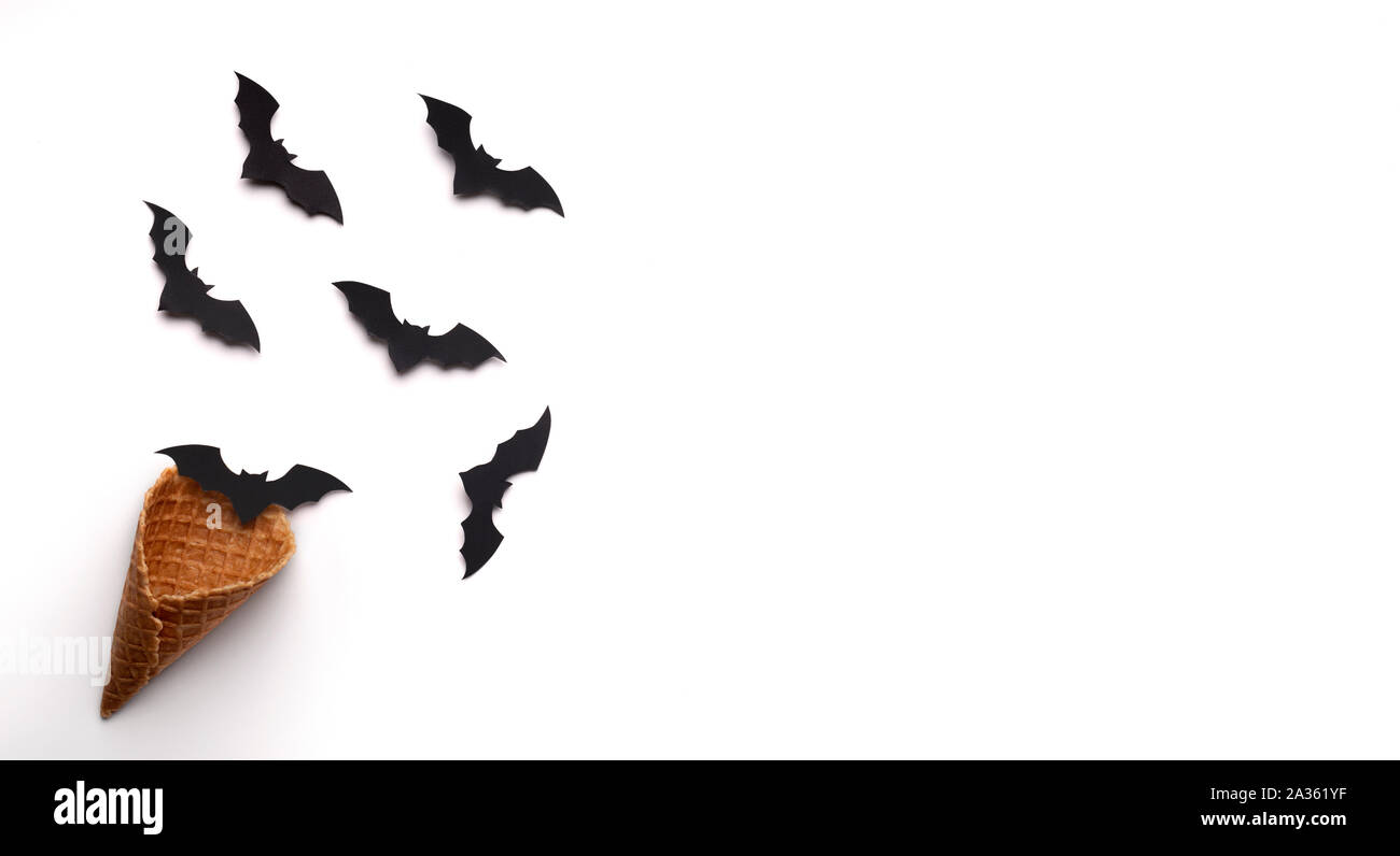 Handicraft cutout cut out cut out hi-res stock photography and images - Alamy