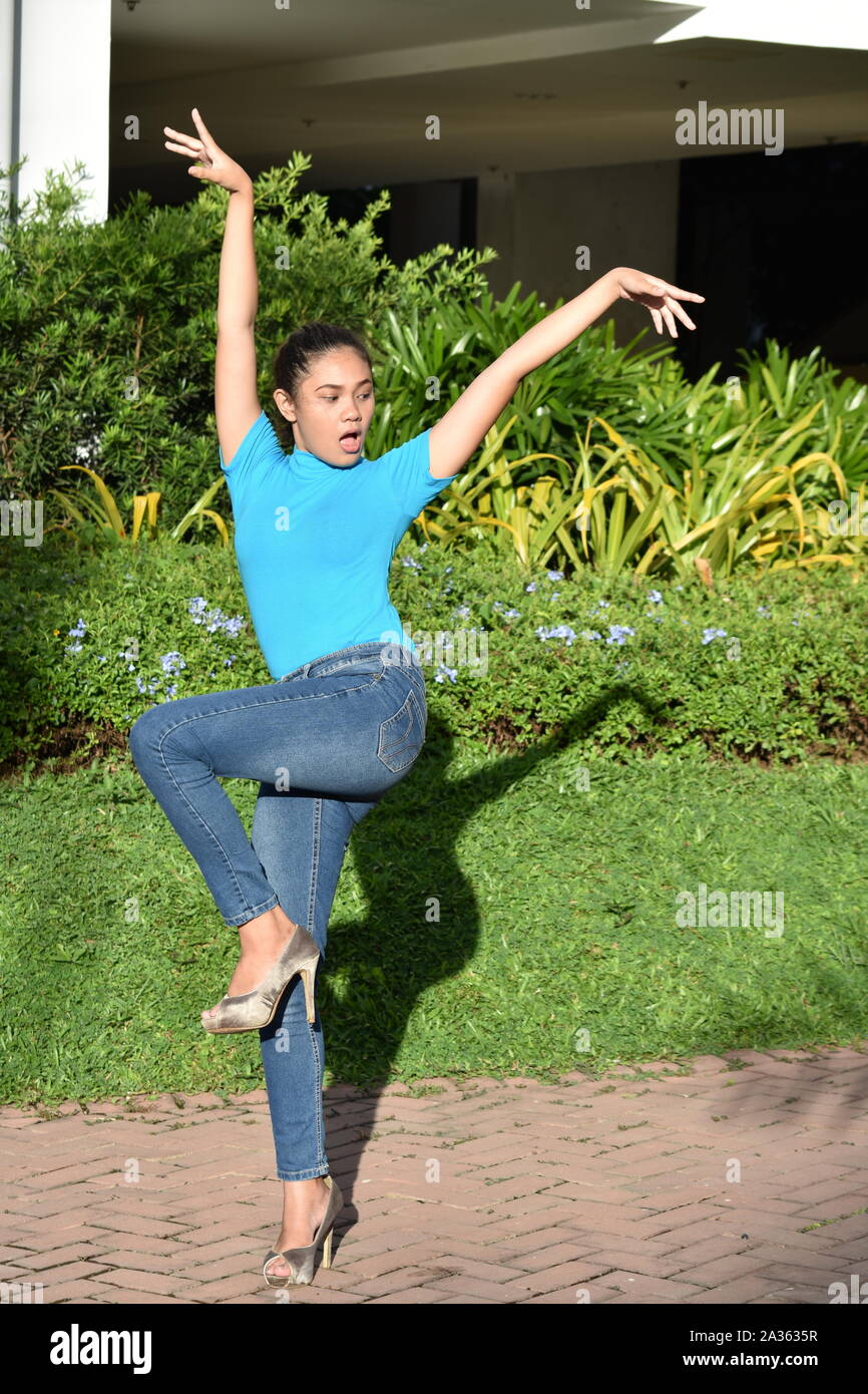 An A Filipina Female Dancing Stock Photo - Alamy