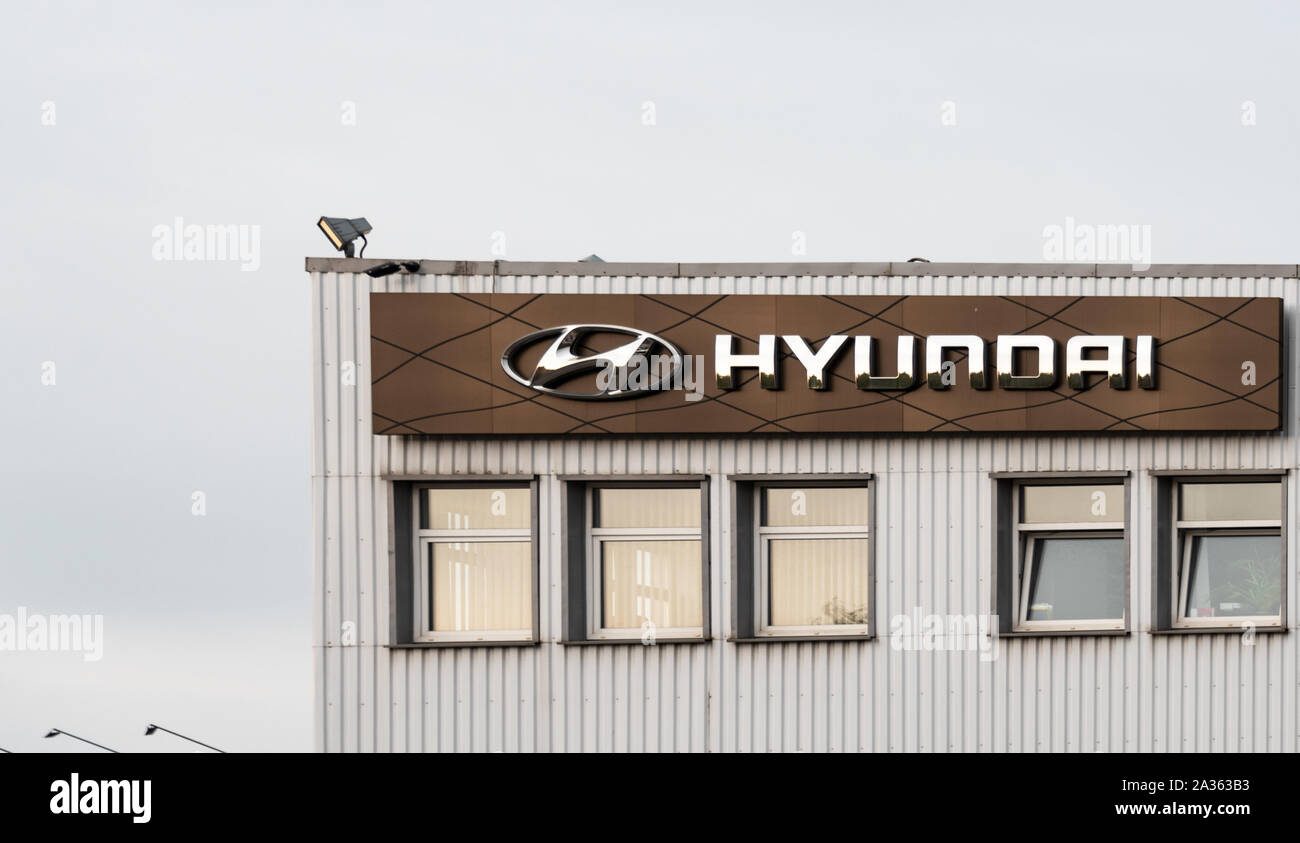 MOSCOW, RUSSIA OCTOBER 4, 2019: Hyundai Corporation logo on the office ...
