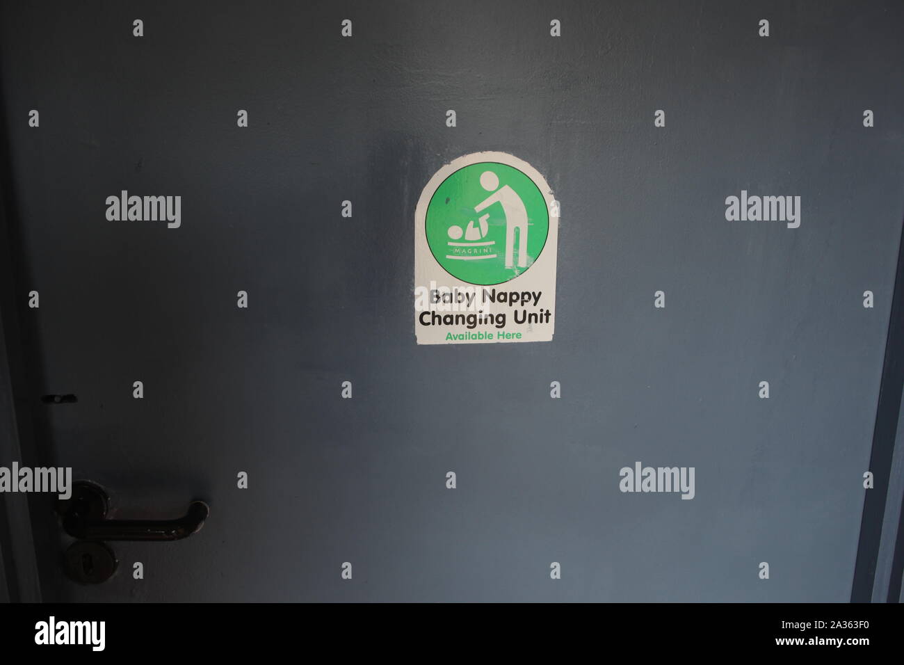 Baby Changing Unit Sign Stock Photo - Alamy