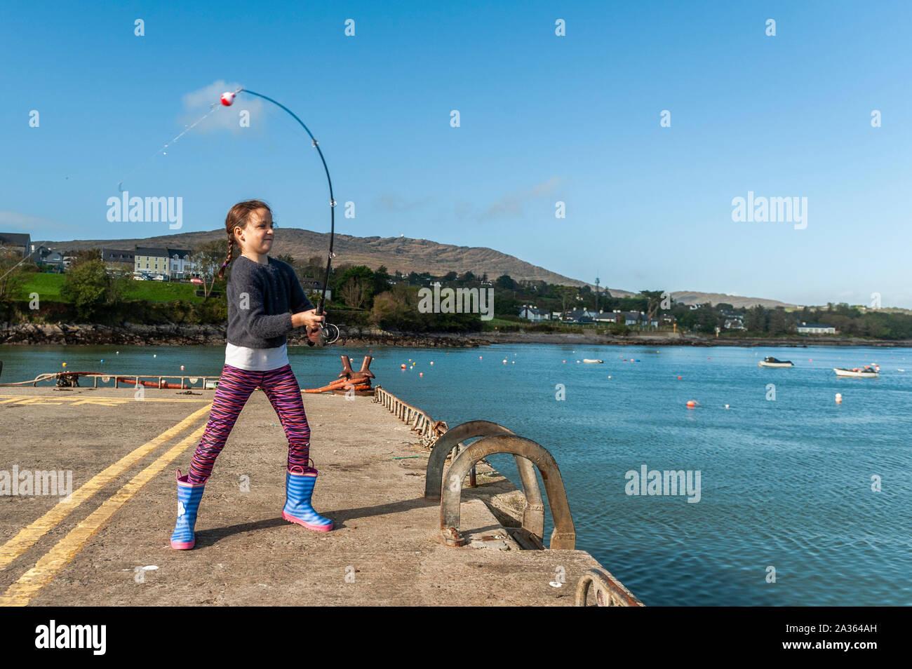 Schull pier hi-res stock photography and images - Alamy