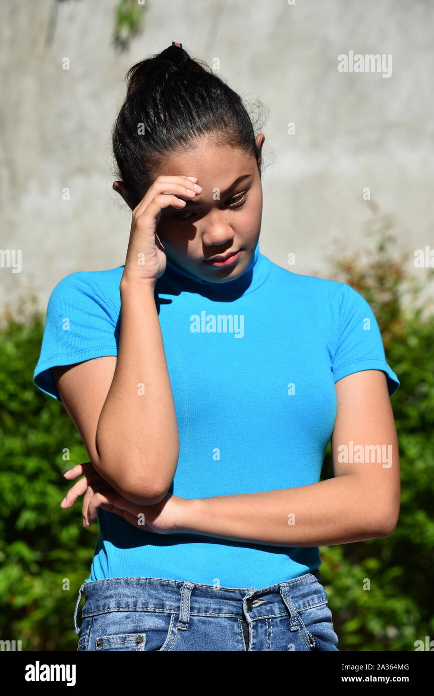 Worried lady hi-res stock photography and images - Alamy