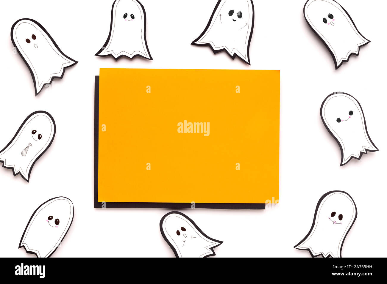 Halloween autumn background with orange blank sheet of paper Stock ...