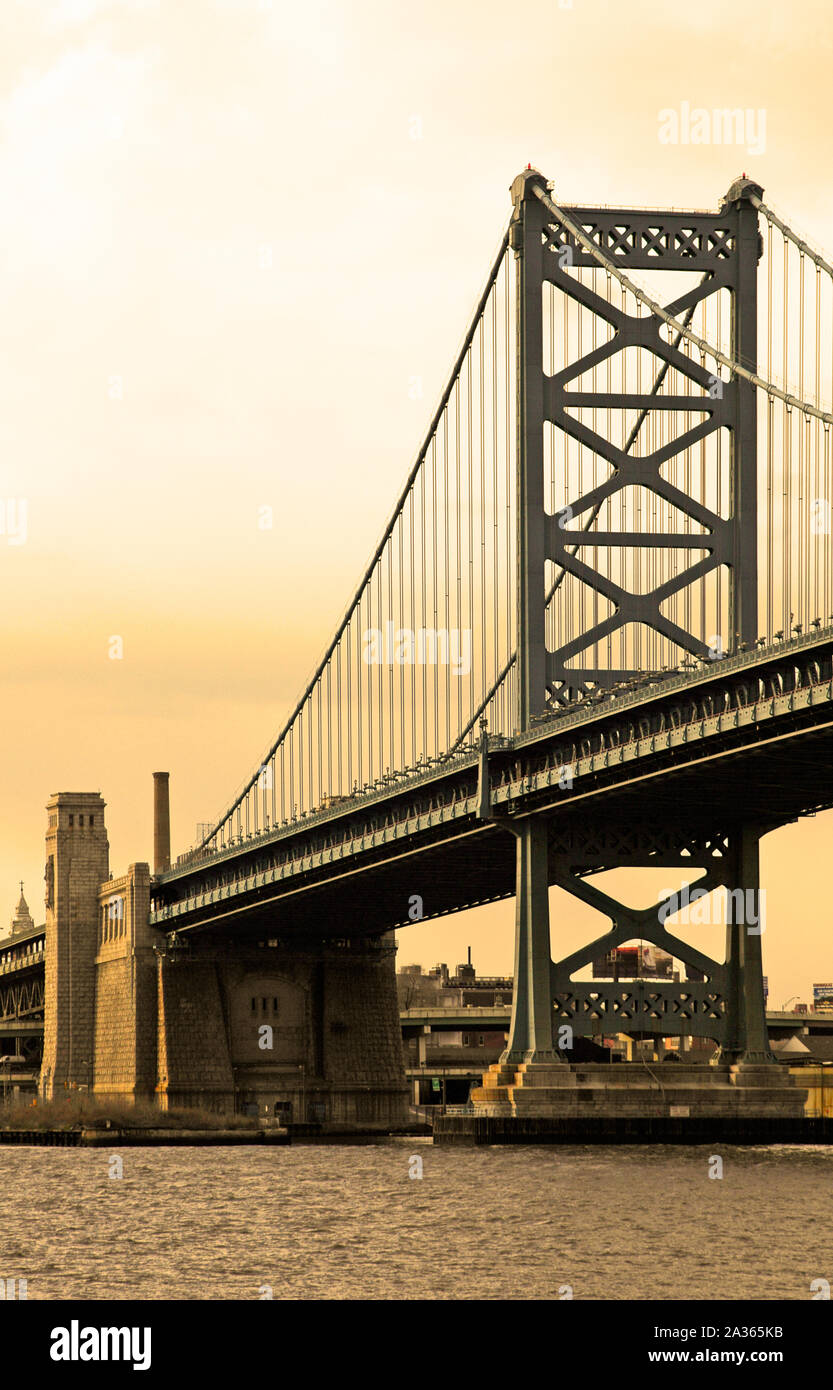 Delaware memorial bridge over river, Philadelphia, PA> Stock Photo - Alamy