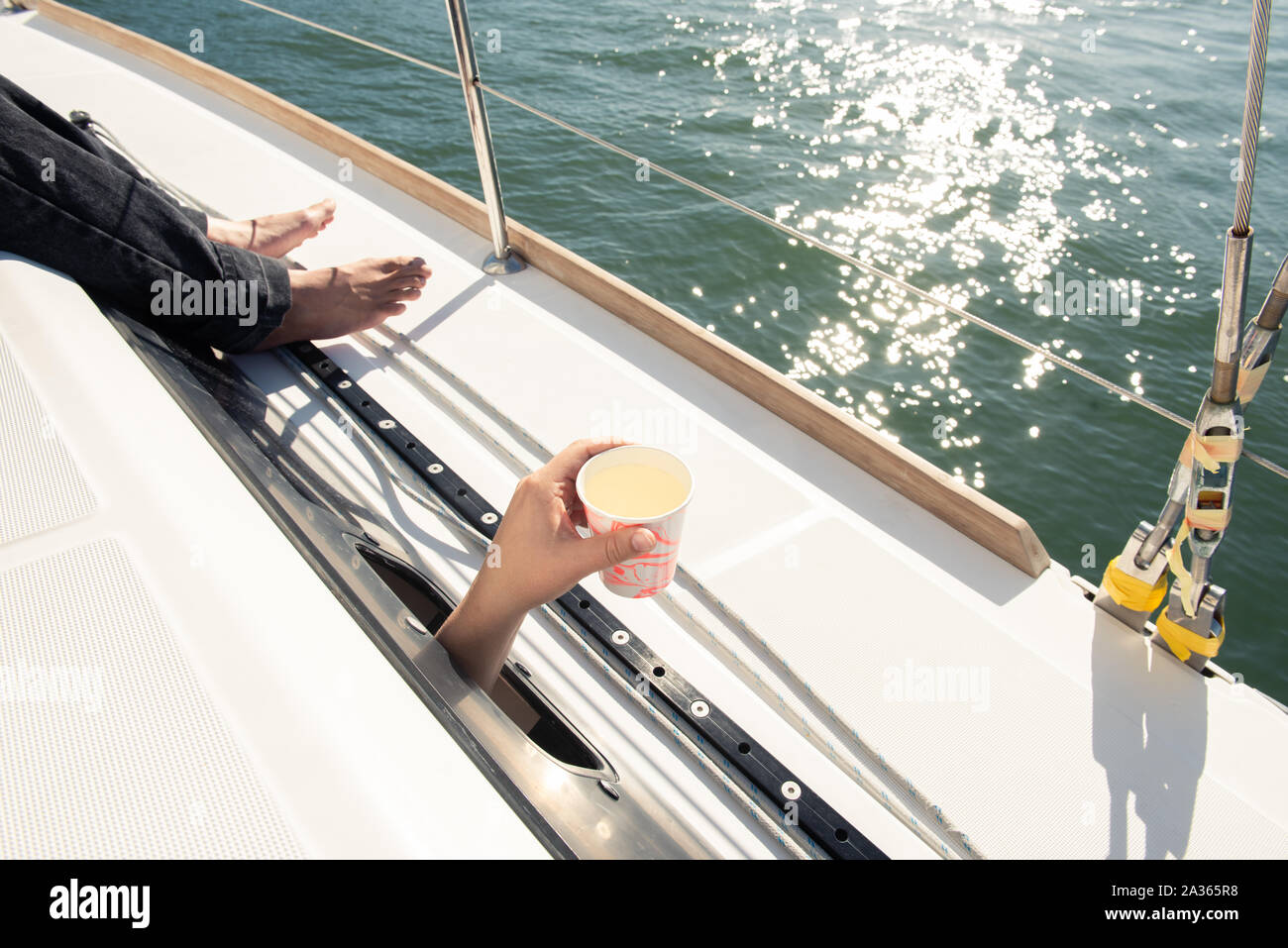 Hand with a drink hi-res stock photography and images - Alamy