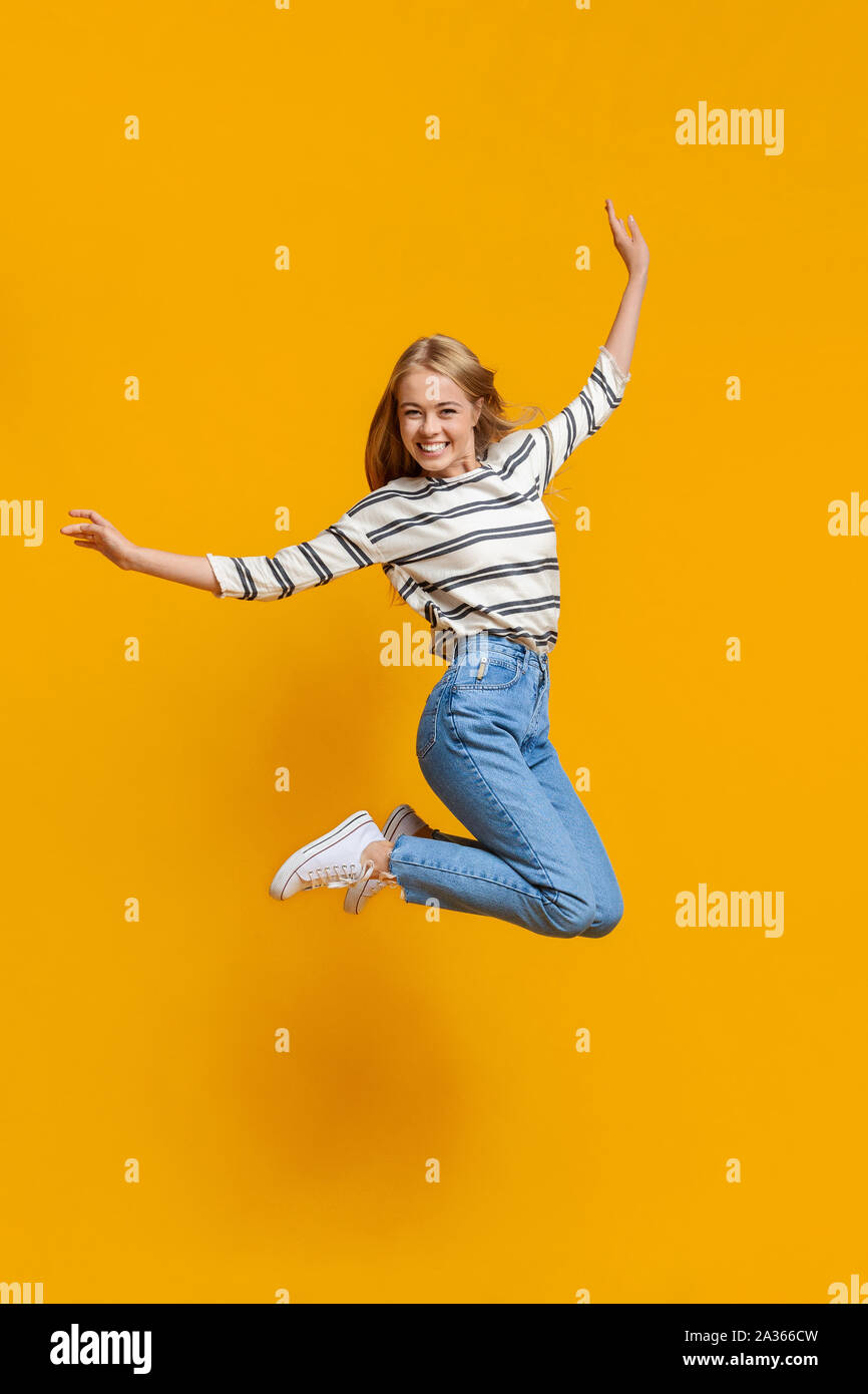 Active teen hi-res stock photography and images - Alamy