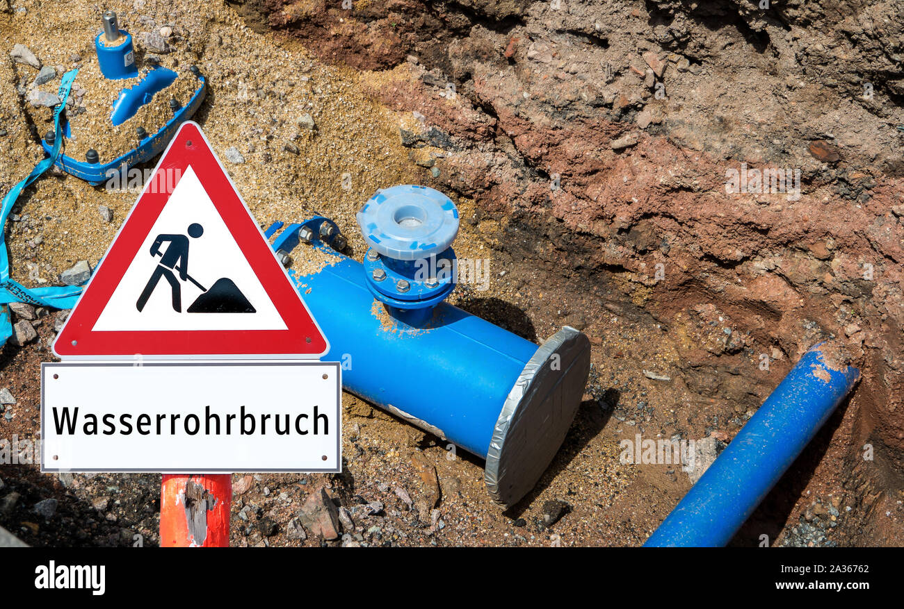 Construction site Civil engineering Water pipe burst Stock Photo - Alamy
