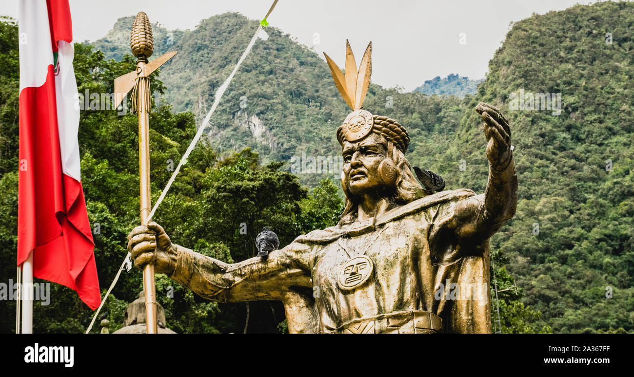Aguas Calientes, Peru - 05/21/2019: Statue of Inca Emperor Pachacuti in ...