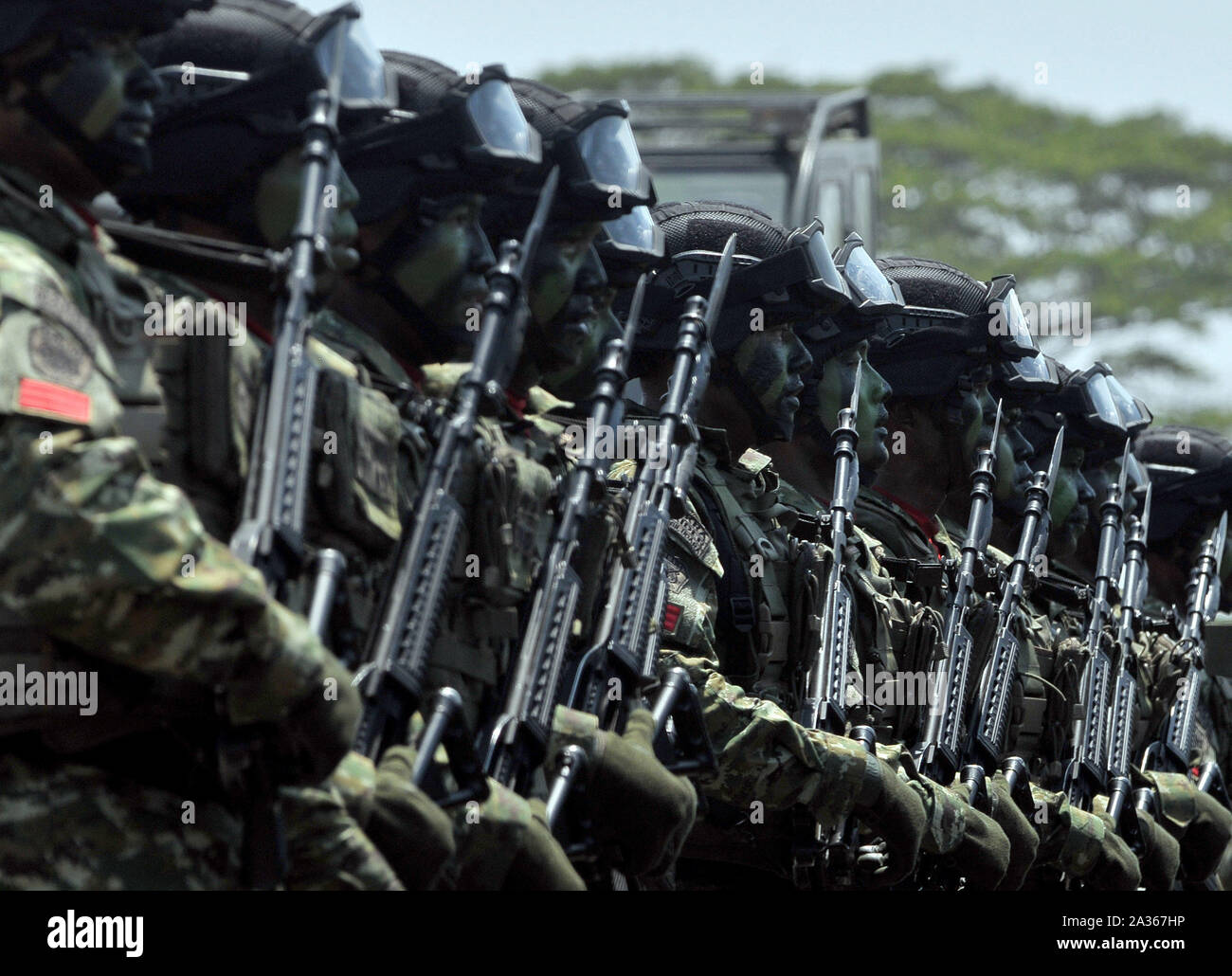 Jakarta, Indonesia. 5th Oct, 2019. Indonesian Army soldiers march ...