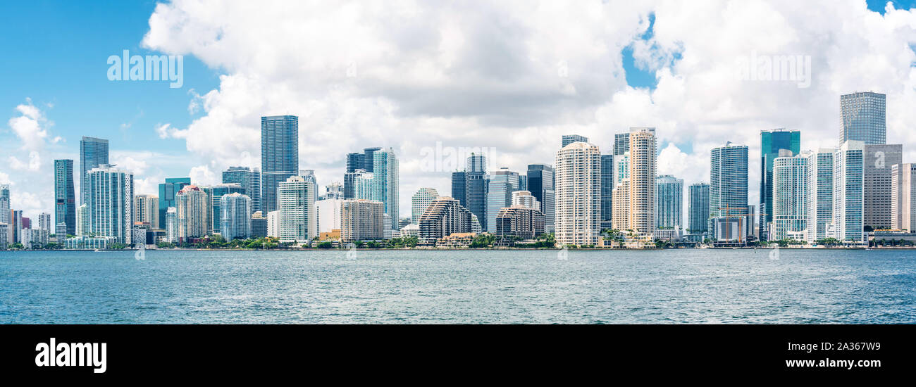 Miami skyline daytime hi-res stock photography and images - Alamy